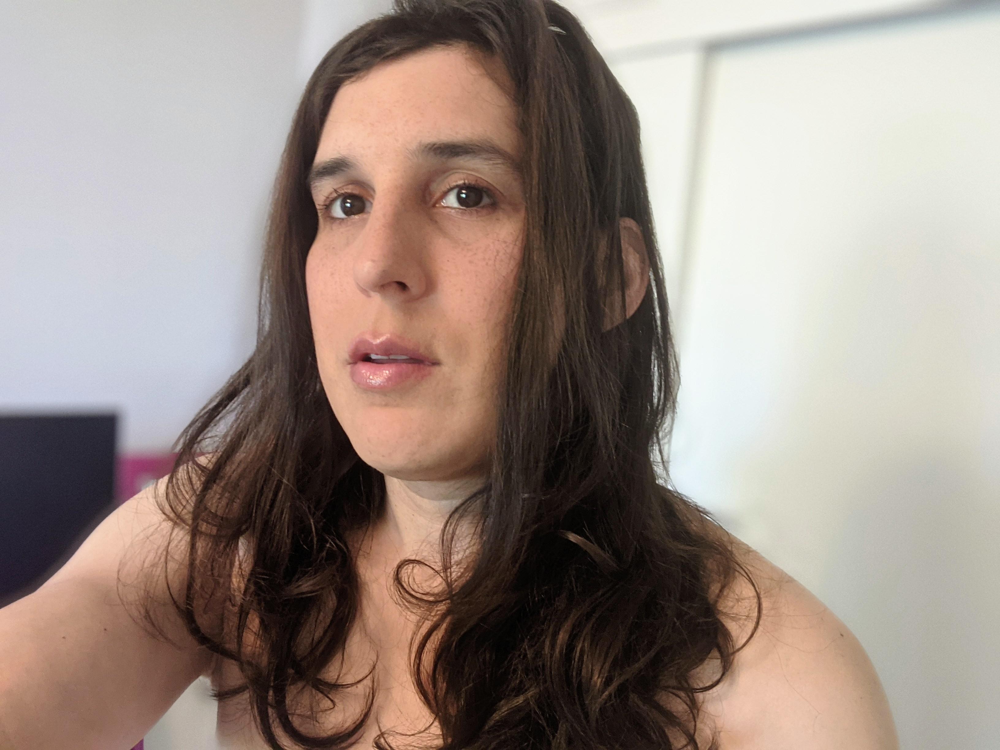 Feeling pretty. | Scrolller