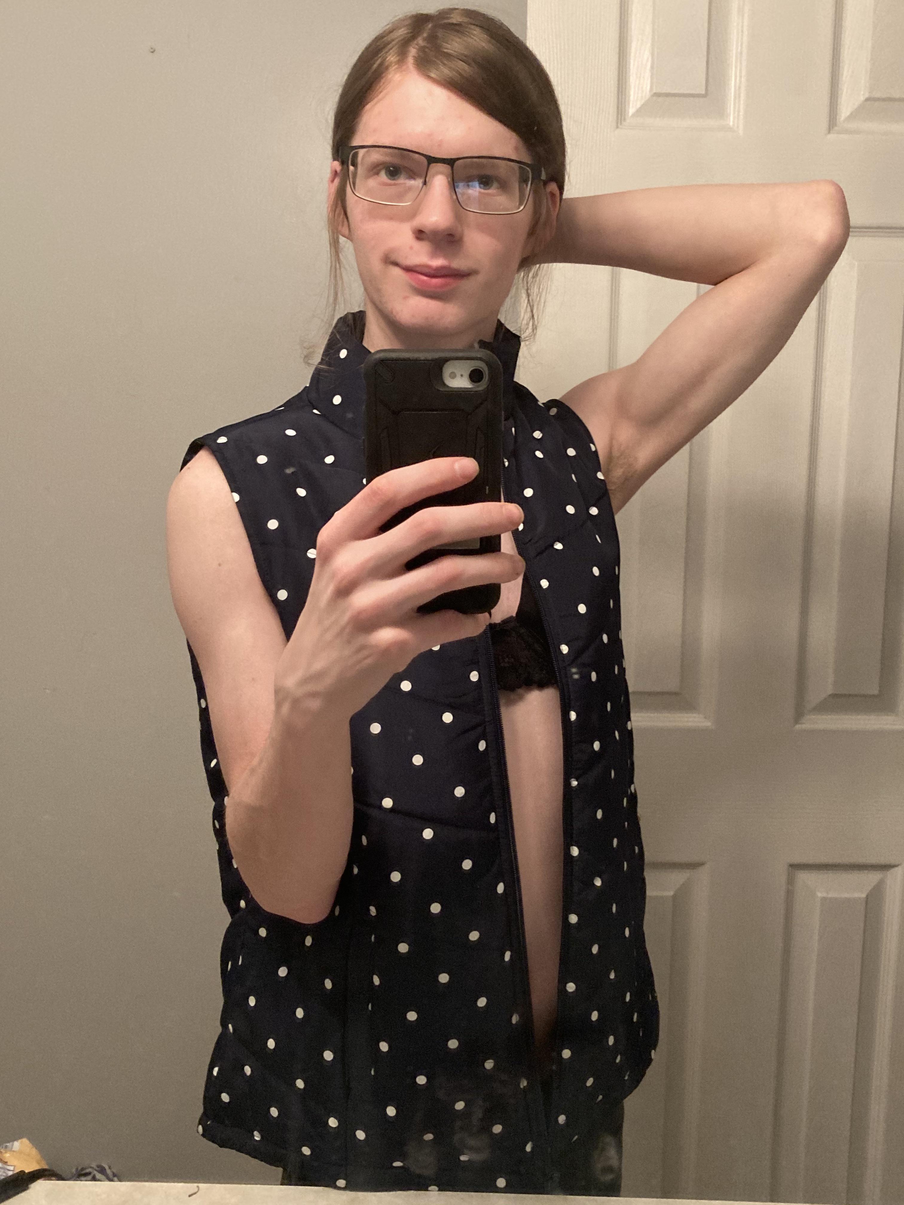feeling pretty without makeup [mtf pre-hrt] | Scrolller