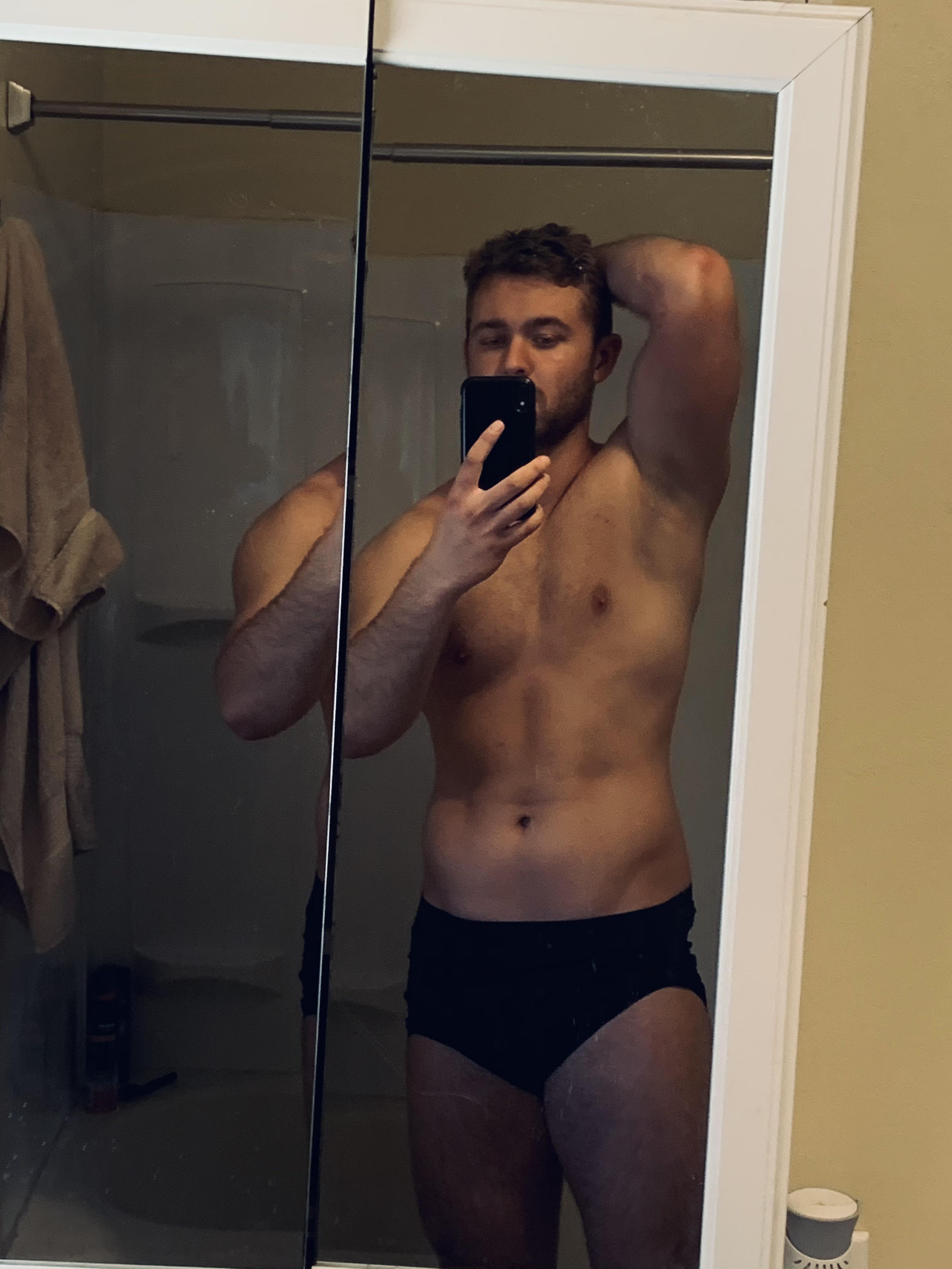 Feeling thick (21) | Scrolller