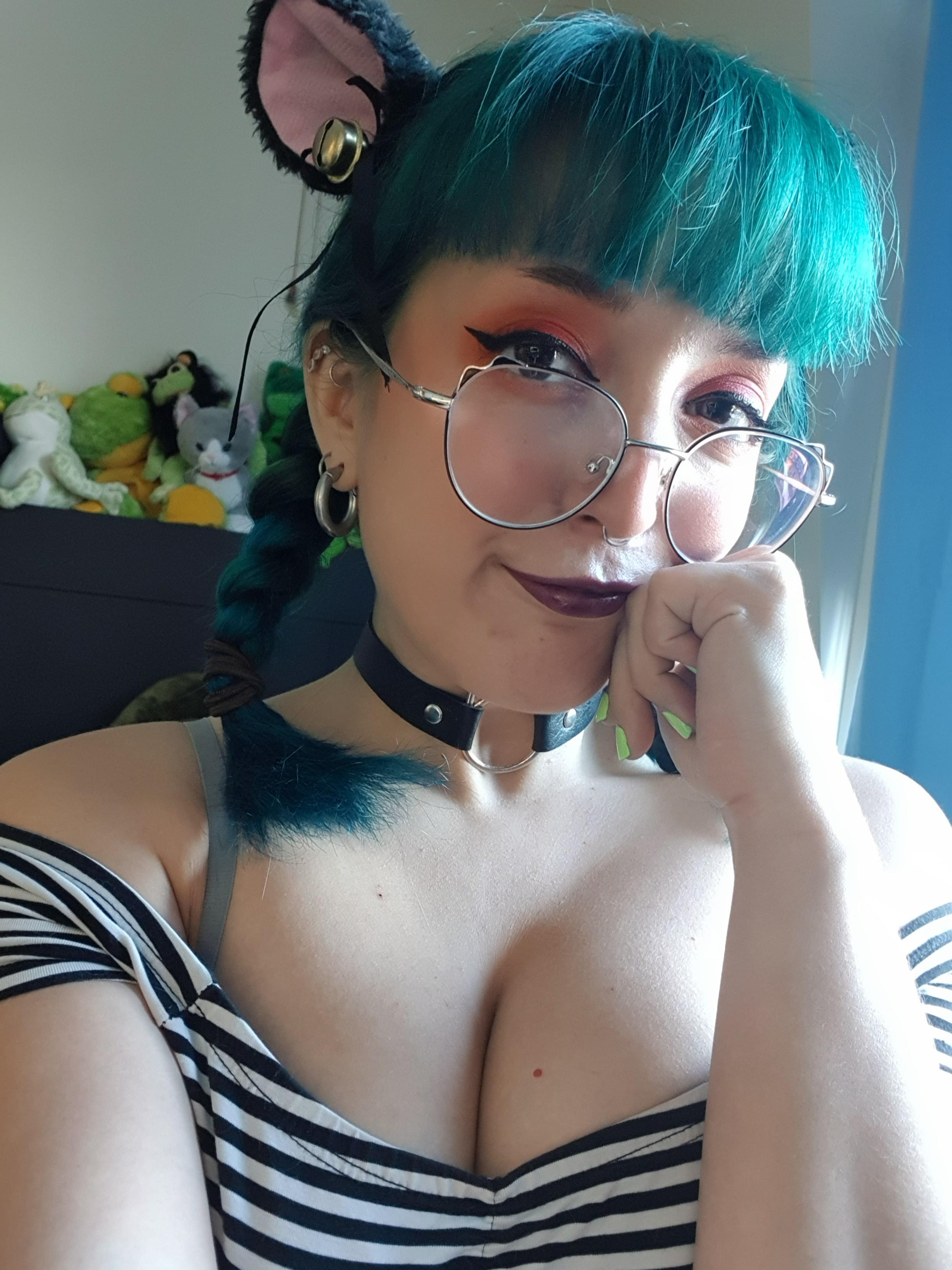 Felt awfully cute =^.^= | Scrolller