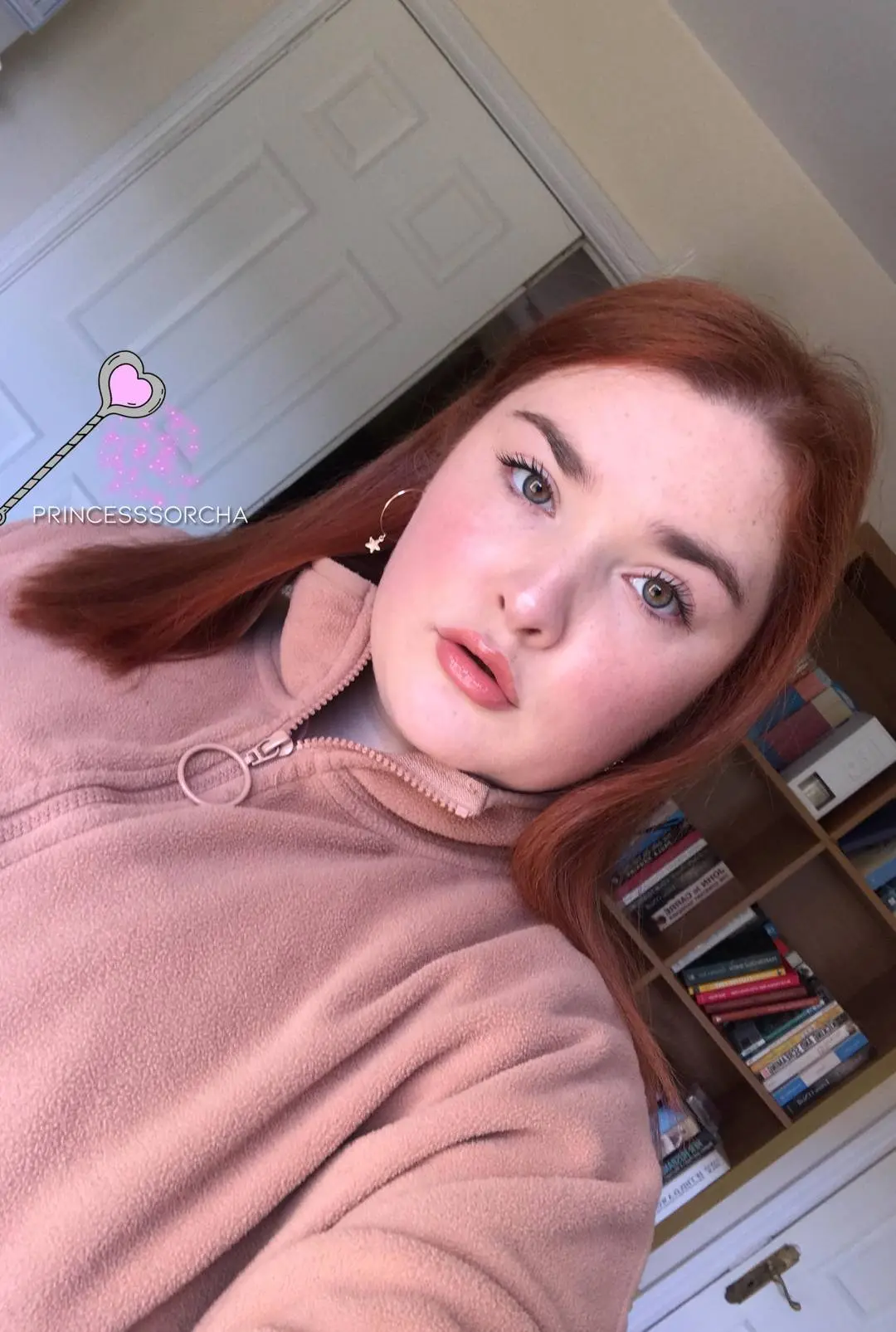 Felt Cute 😋 F Over 18 Scrolller
