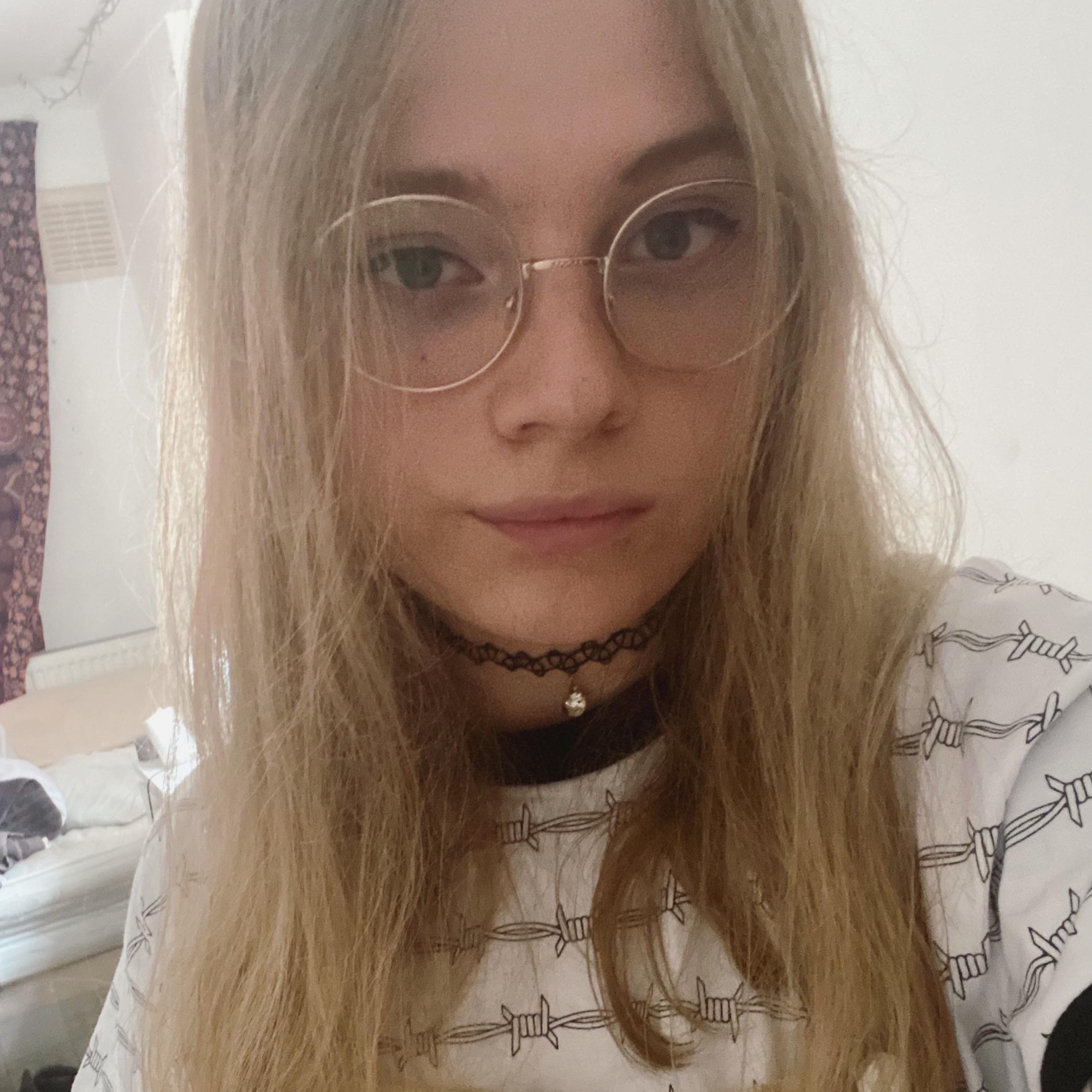 Felt cute, wont delete later 💕 | Scrolller