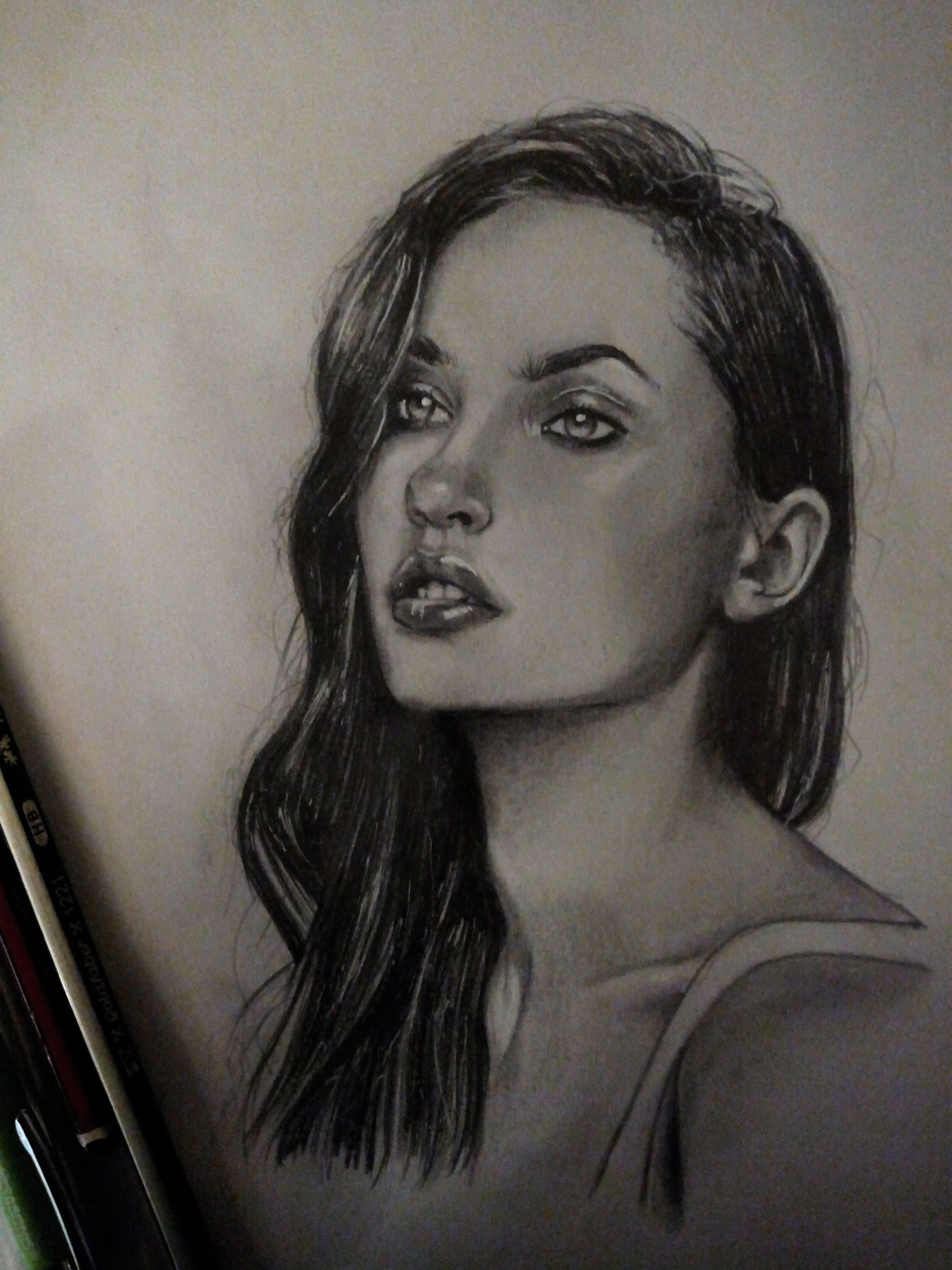Female Model Me Black And White 2020 Scrolller