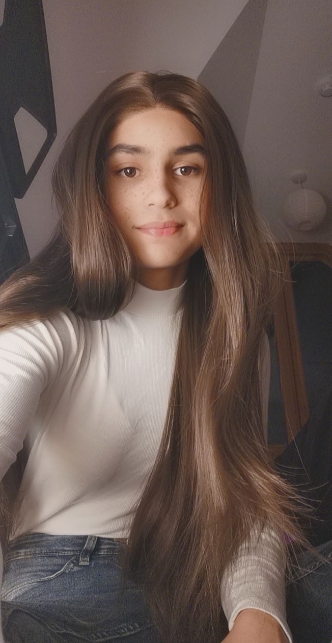 Femboy hypnosis: look into my eyes 👀 | Scrolller