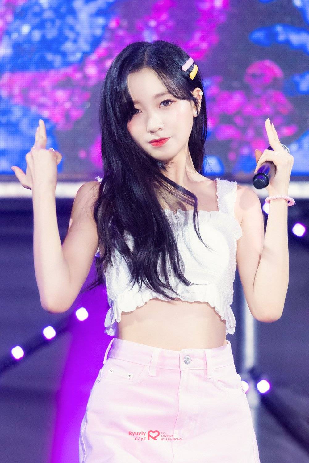 Fierce Sujeong | Scrolller
