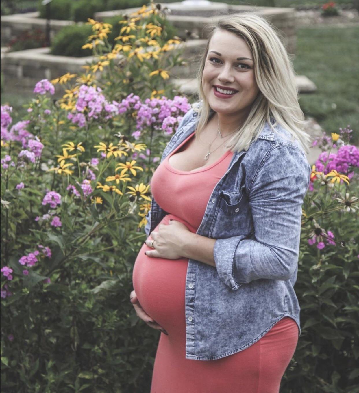 Filling out nicely | Scrolller