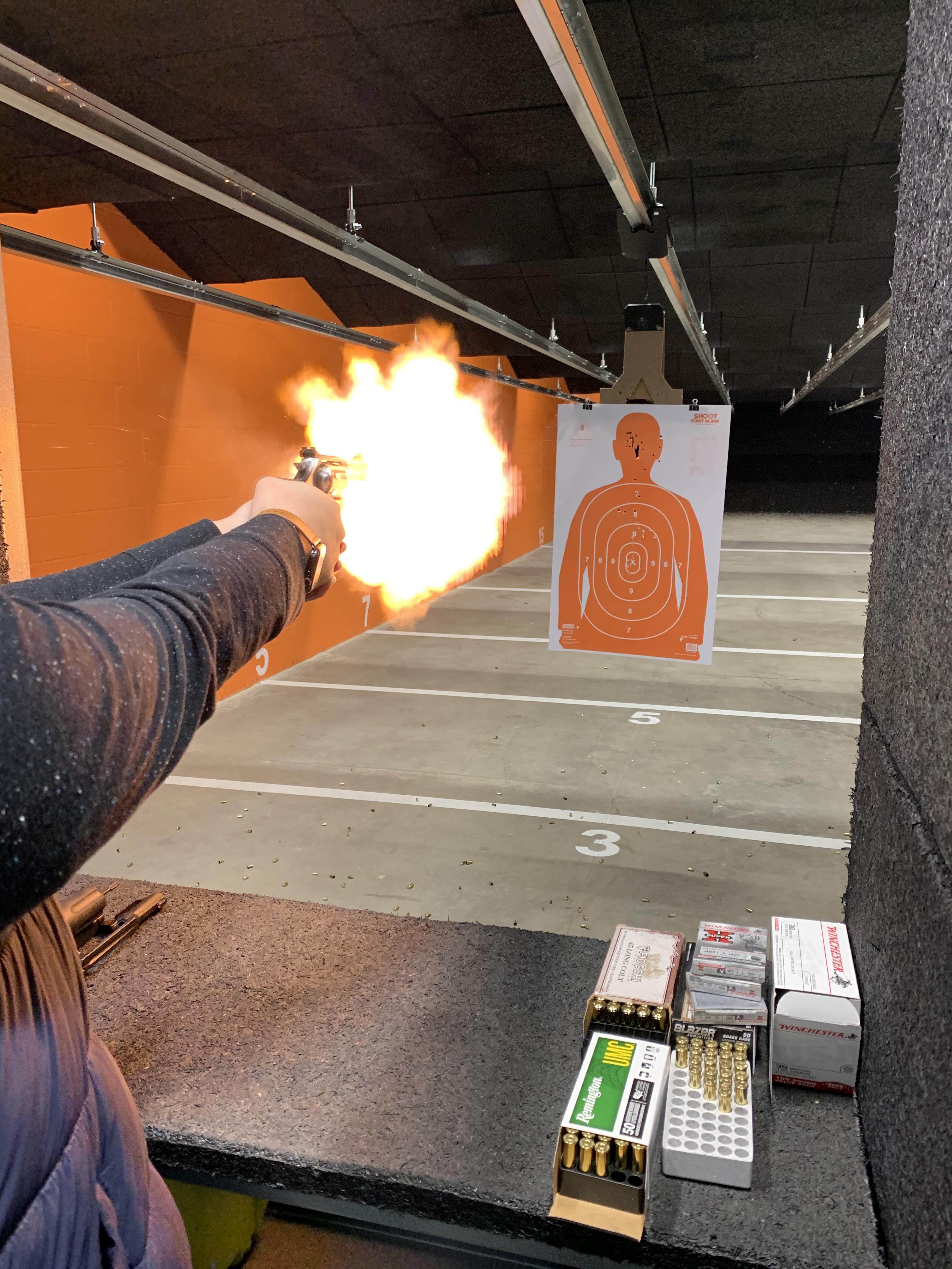 Finally got a fireball shot on my 686 plus 3 inch while shooting 357 magnum! | Scrolller