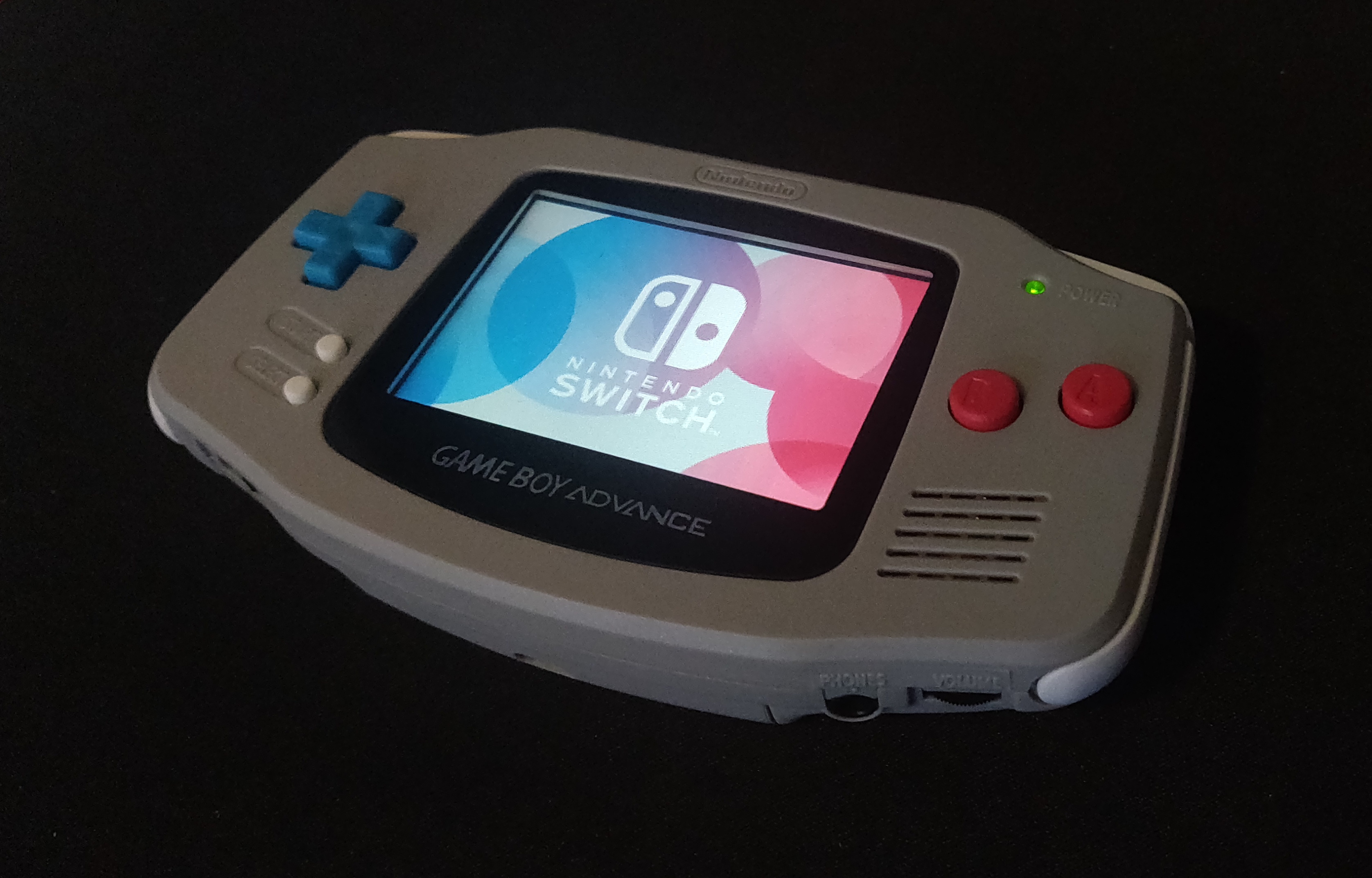 Finally got my hands on that sweet Sword and Shield Edition of the gba | Scrolller