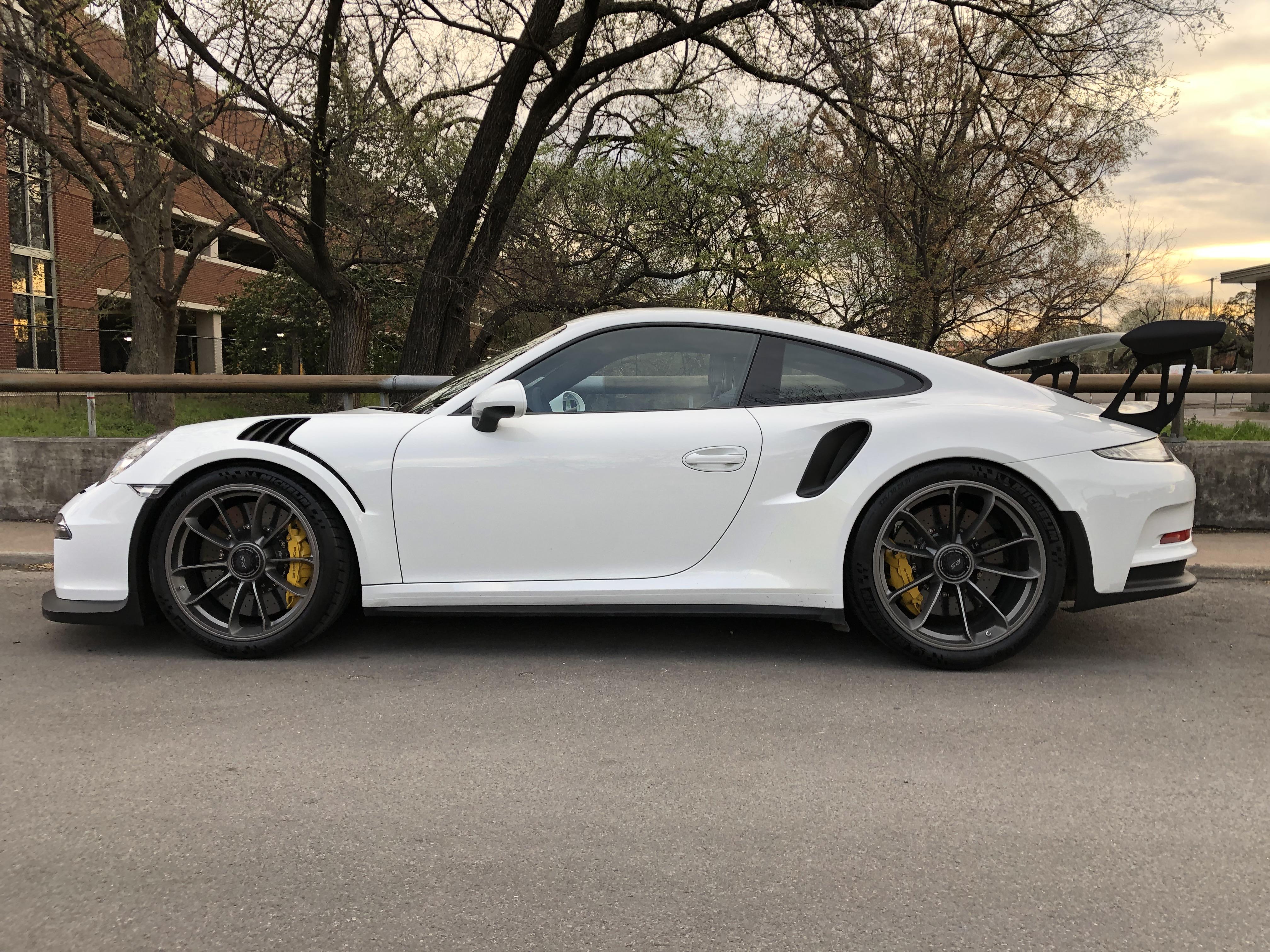 Finally saw a GT3 RS in the flesh! | Scrolller