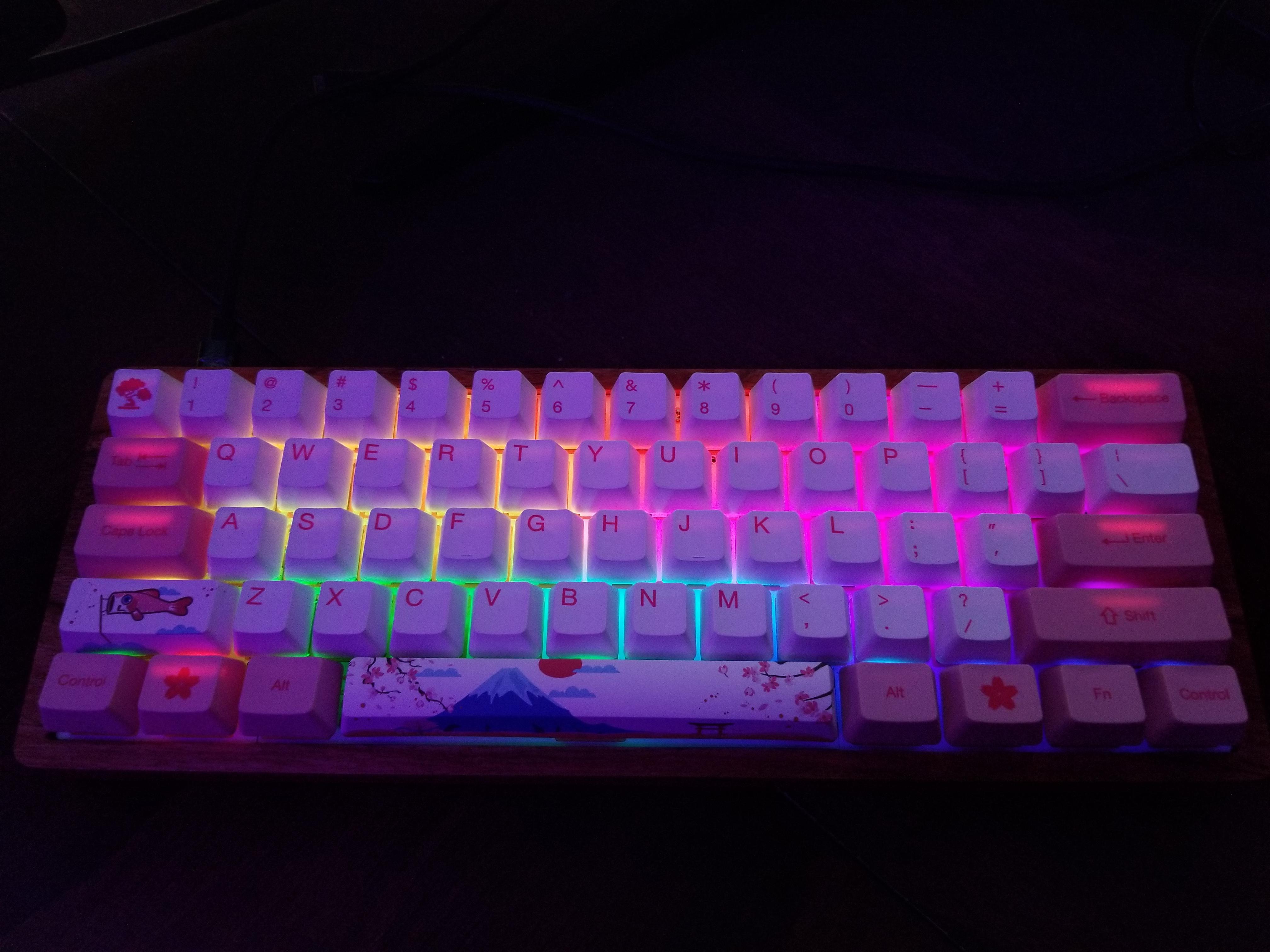Finished my first custom keyboard build! | Scrolller
