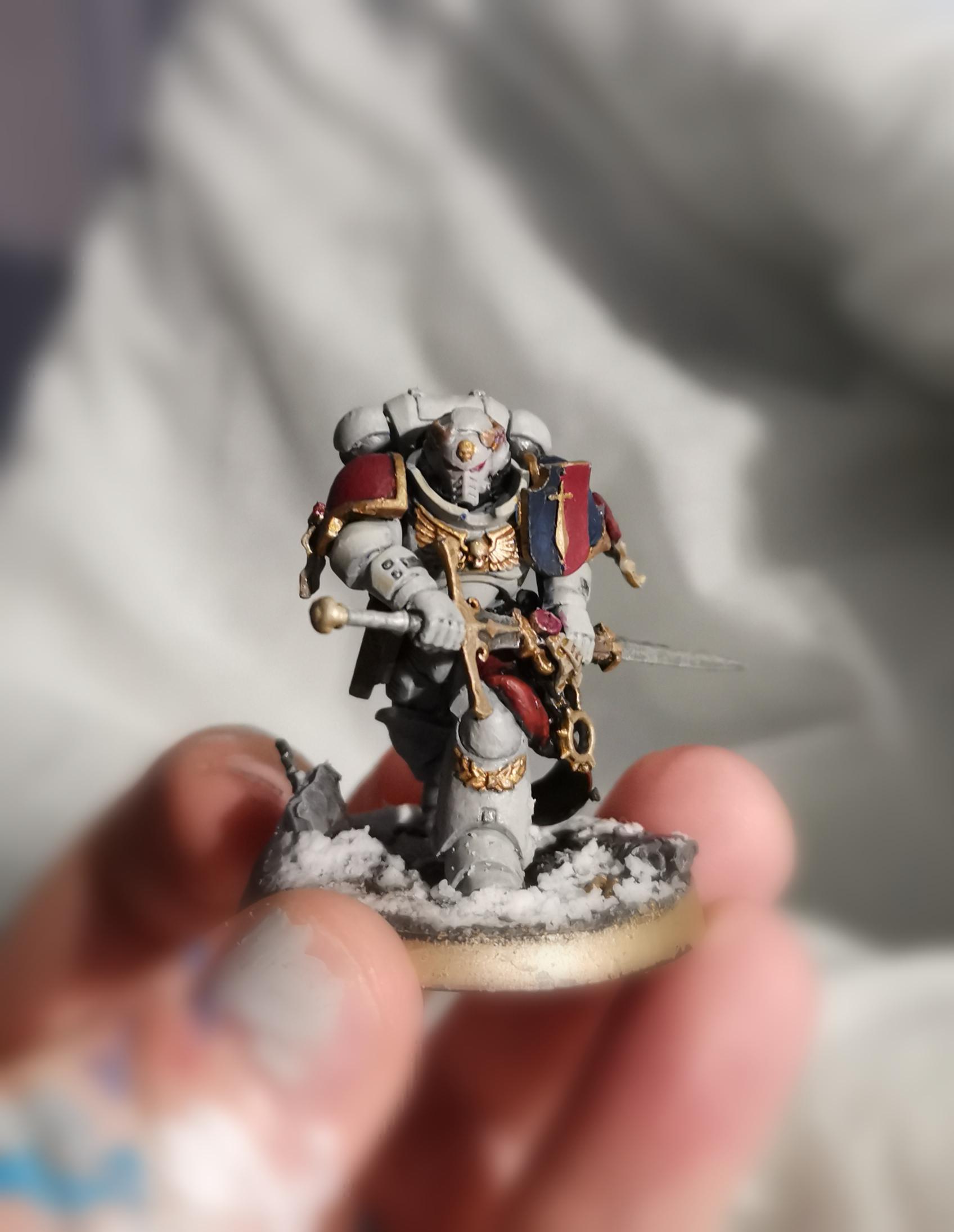 Finished painting my kitbash, pretty happy with the end result. CC always welcome. | Scrolller