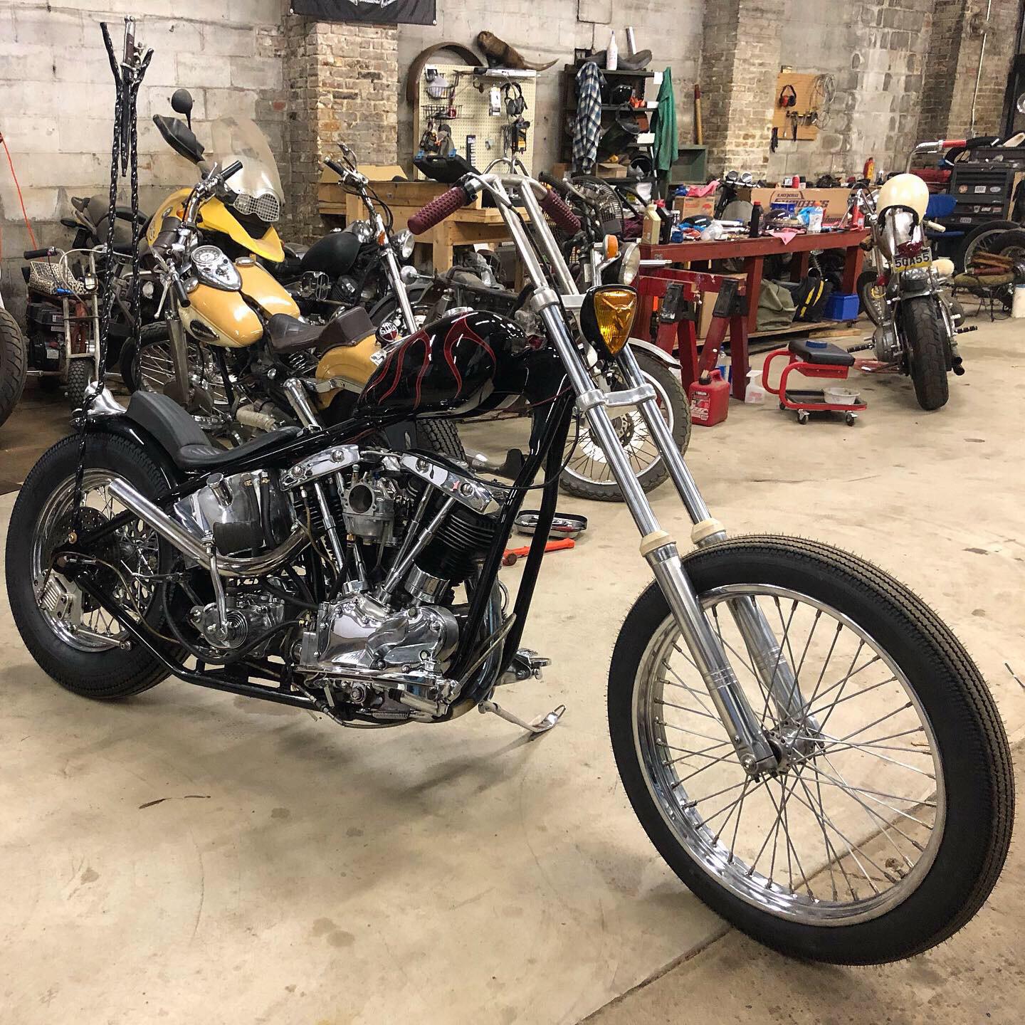 Finishing up my Shovelhead chopper | Scrolller