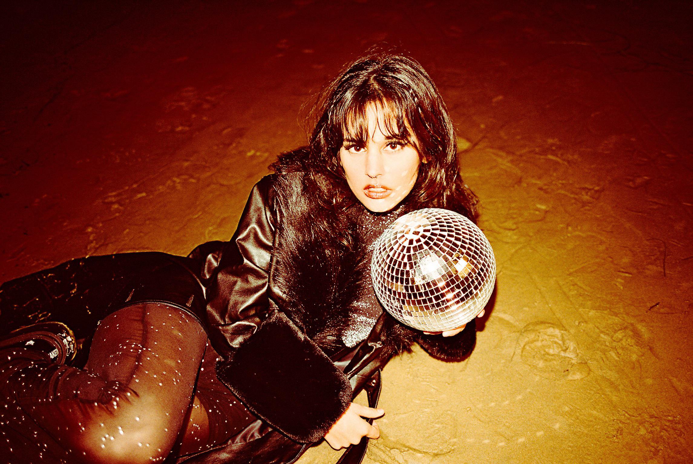 Fire [Contax G2, Portra 400] | Scrolller