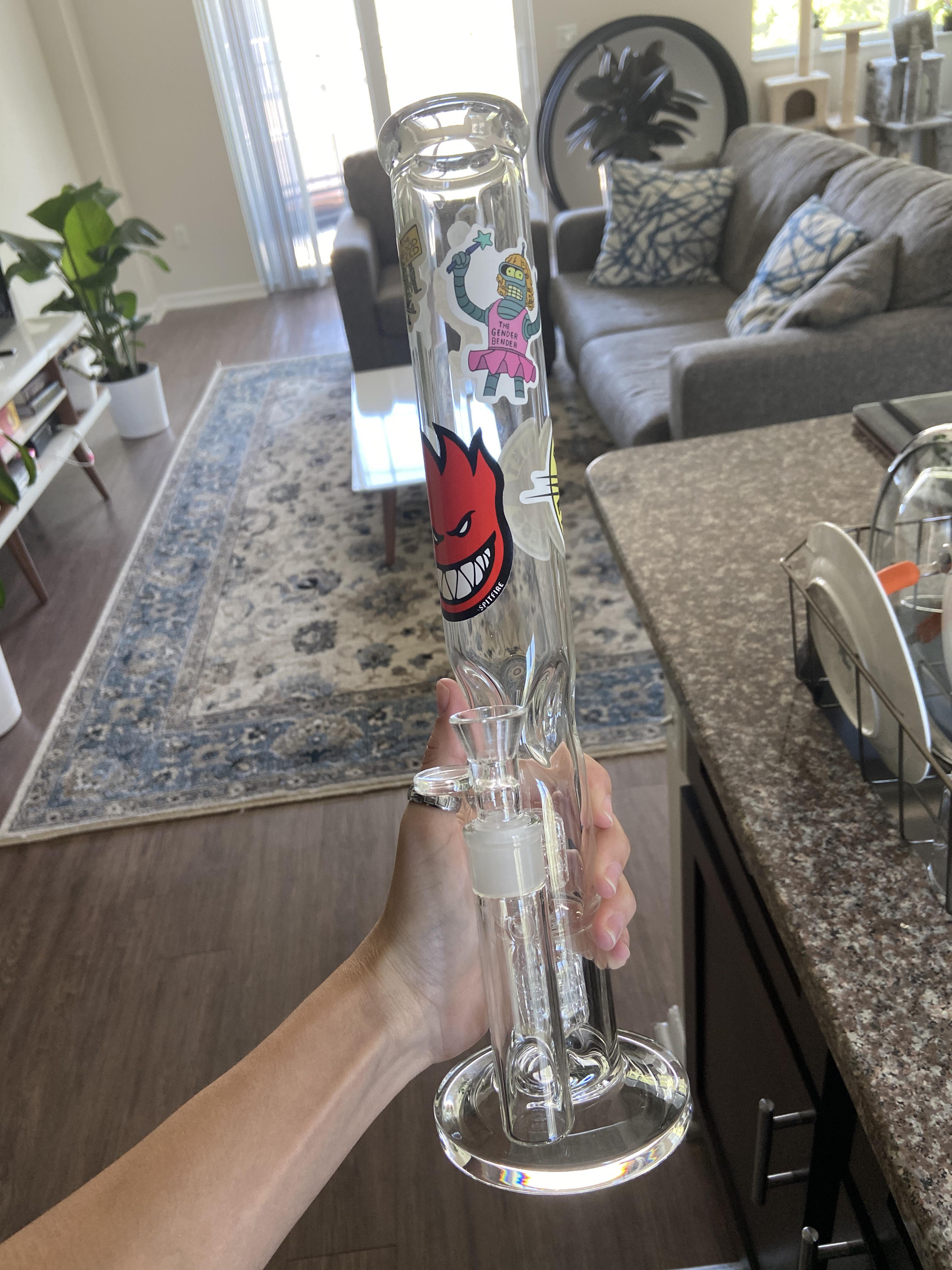 First bong! Dhgate bong! | Scrolller