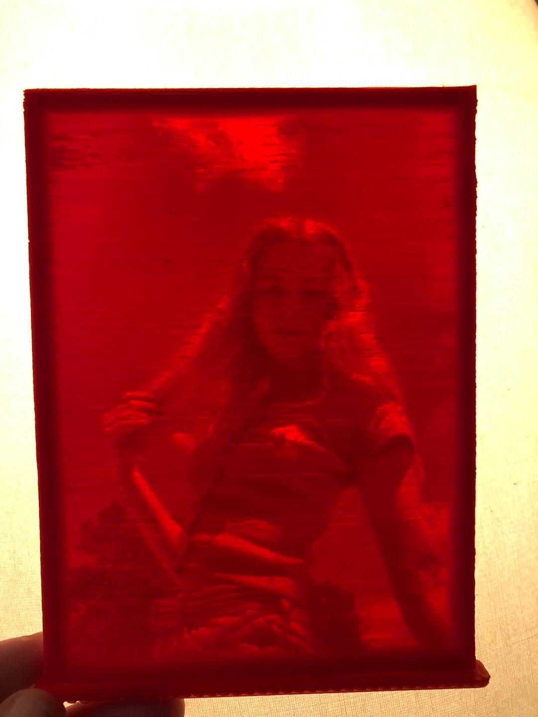 First lithophane print. Had some issues with sloppy layers and layer ...