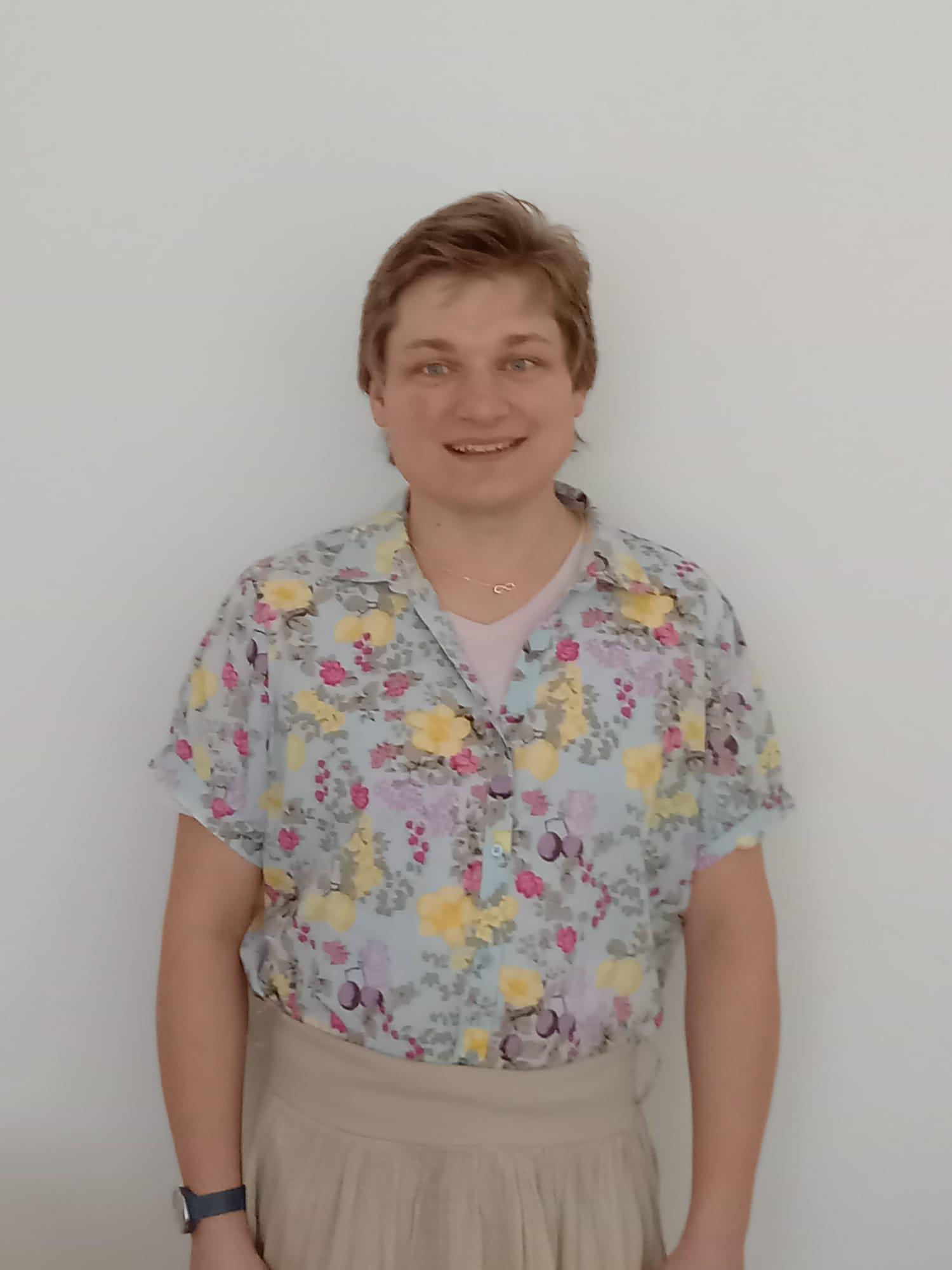 First pic, pre-everything, no makeup, ground zero, the journey begins! I‘m so excited Aaaaah🙃 ...