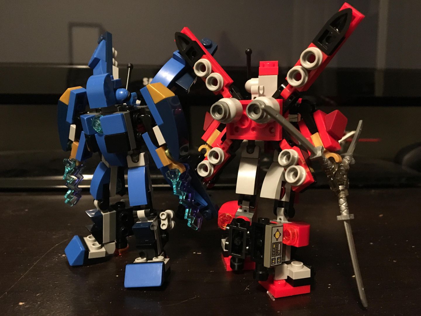 First post ever! MOC Based off 30533. | Scrolller