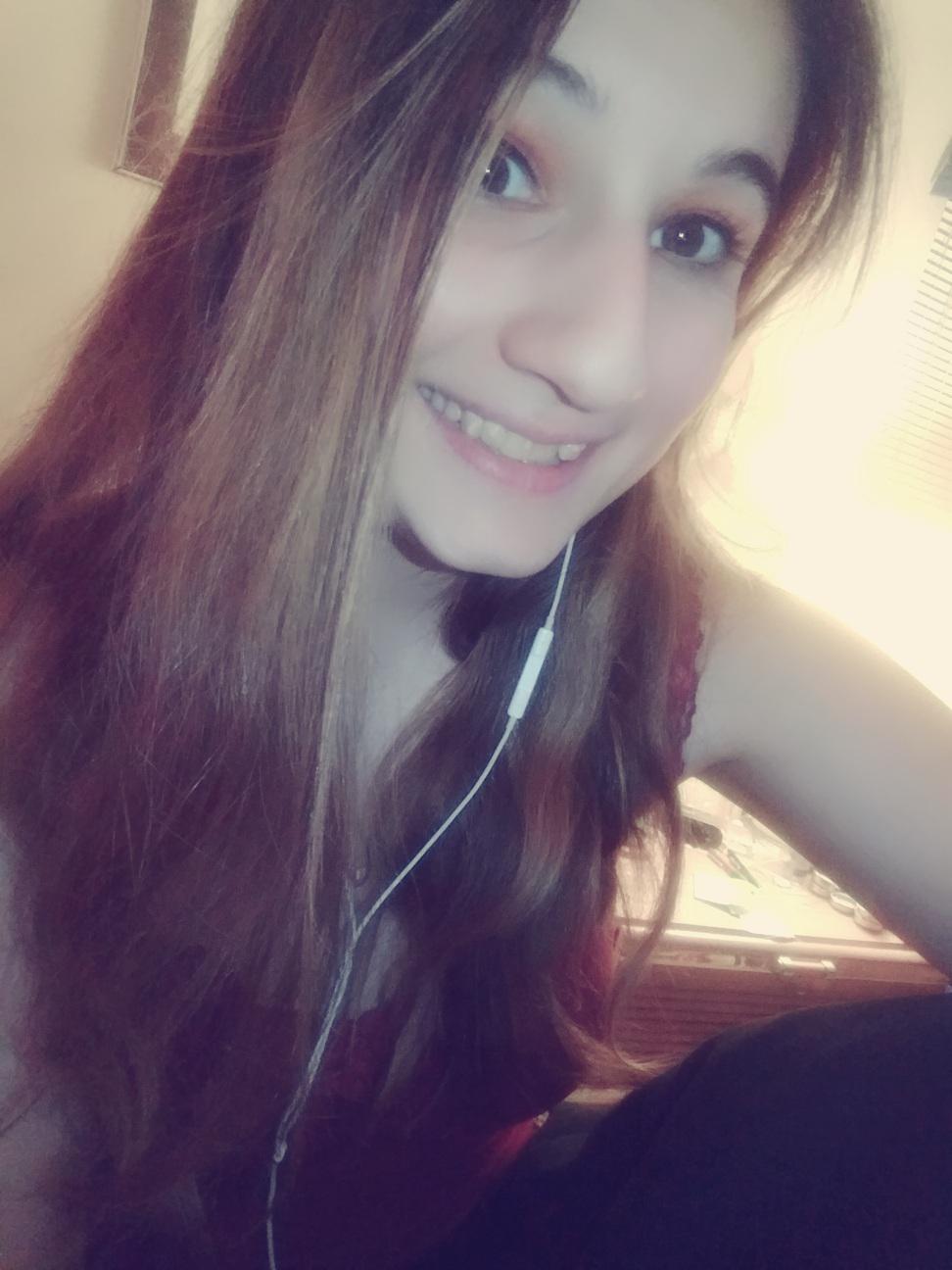 First post here. Howdy 🤗 | Scrolller