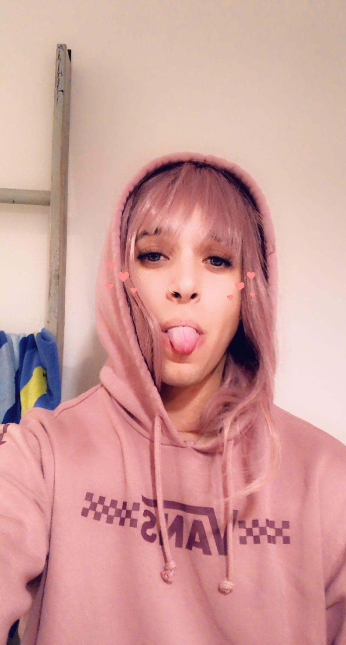 First time posting my face here😰Nervous af. Be nice? ☺️🙃 | Scrolller