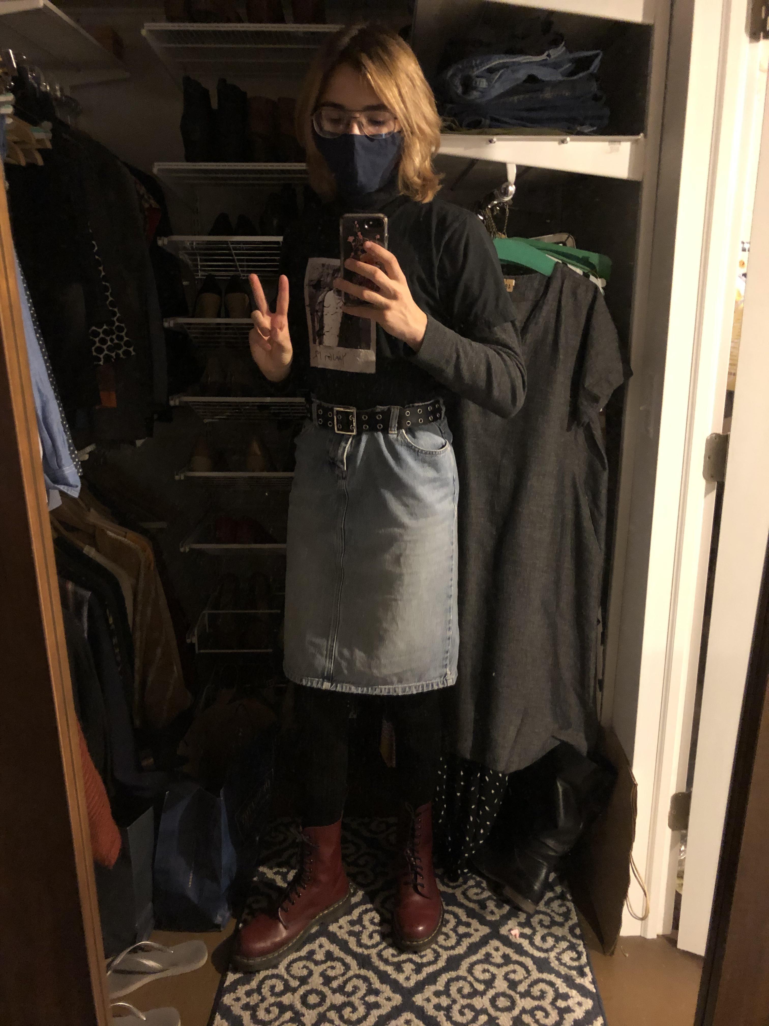 First time going out in public with a skirt on!!!!! Wish me luck :) | Scrolller