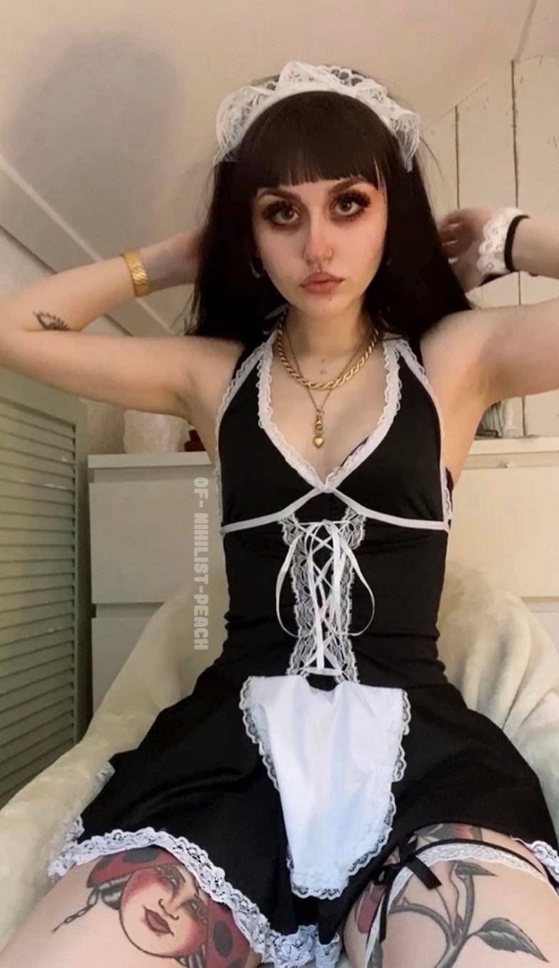 ur lil goth pocket sized maid | Scrolller