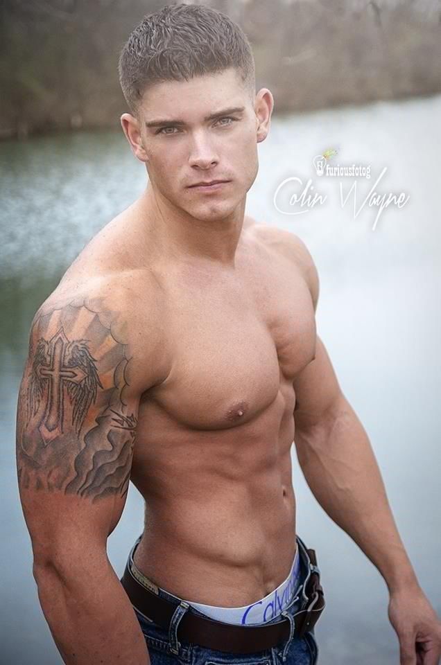 Fitness model Colin Wayne (@ColinWayne1) | Scrolller