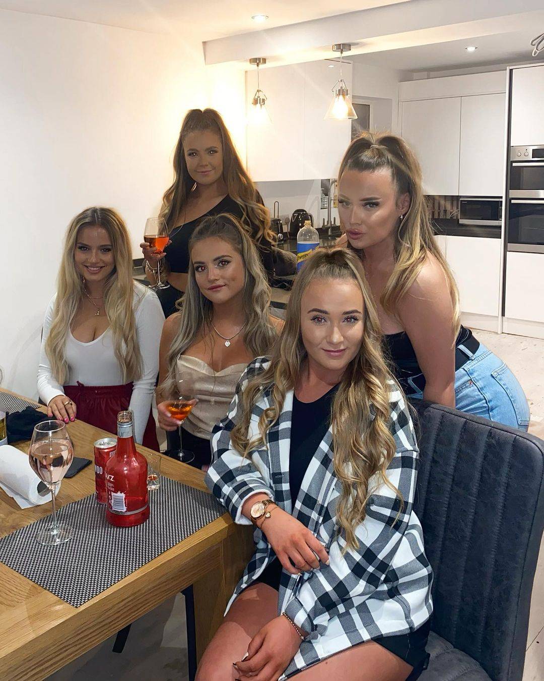 Five star | Scrolller