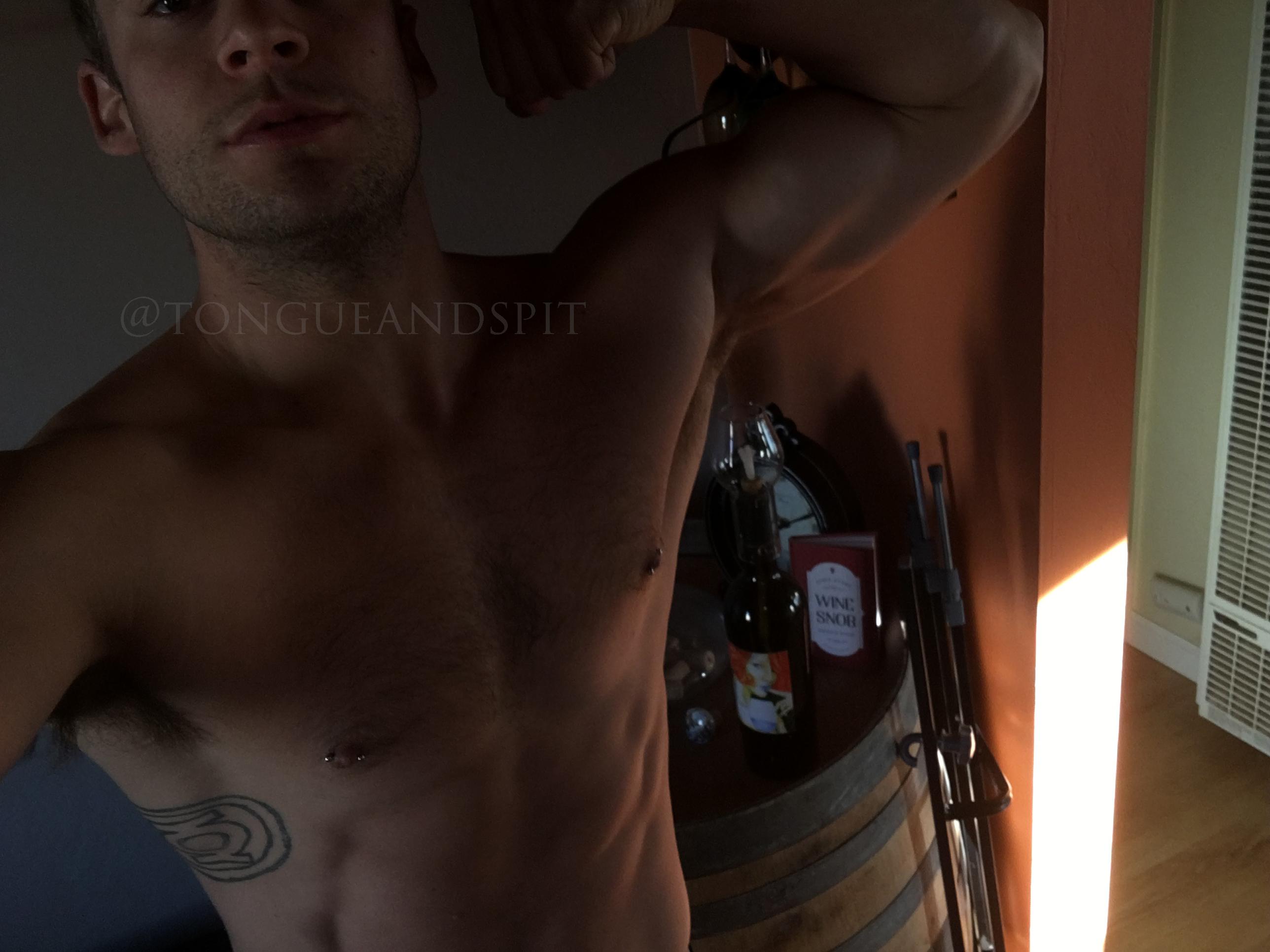 Flex Friday | Scrolller