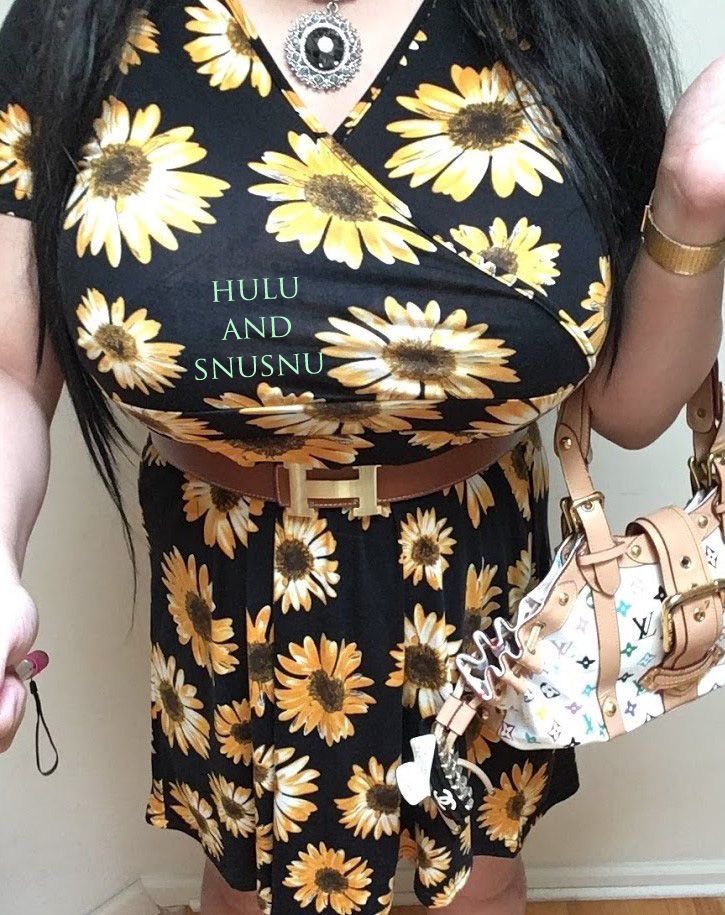 Flirty Flowers | Scrolller