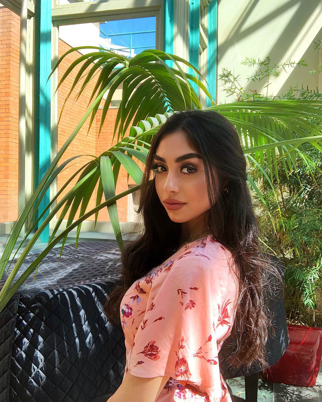 floral top | Scrolller