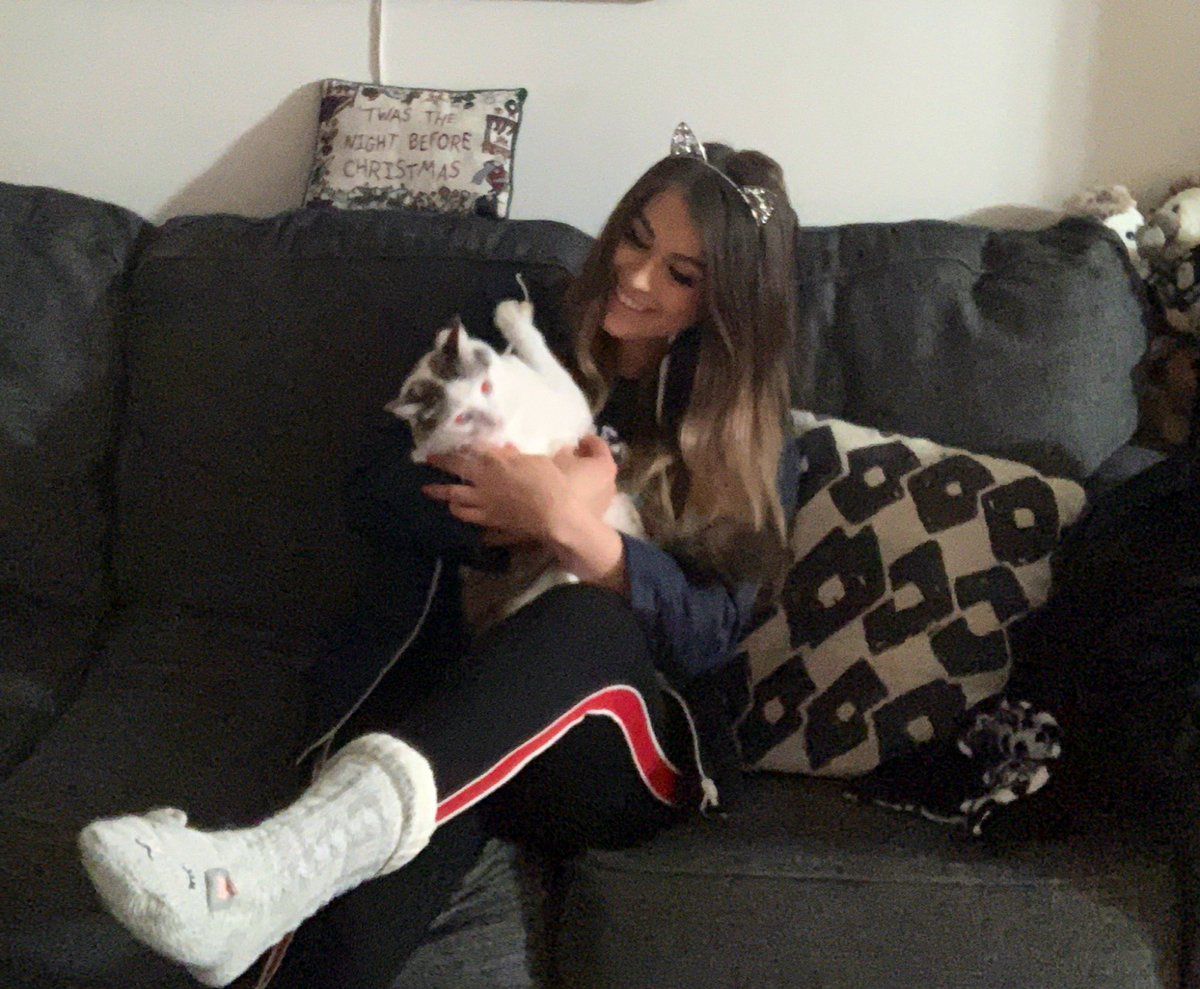 Fluffy socks | Scrolller