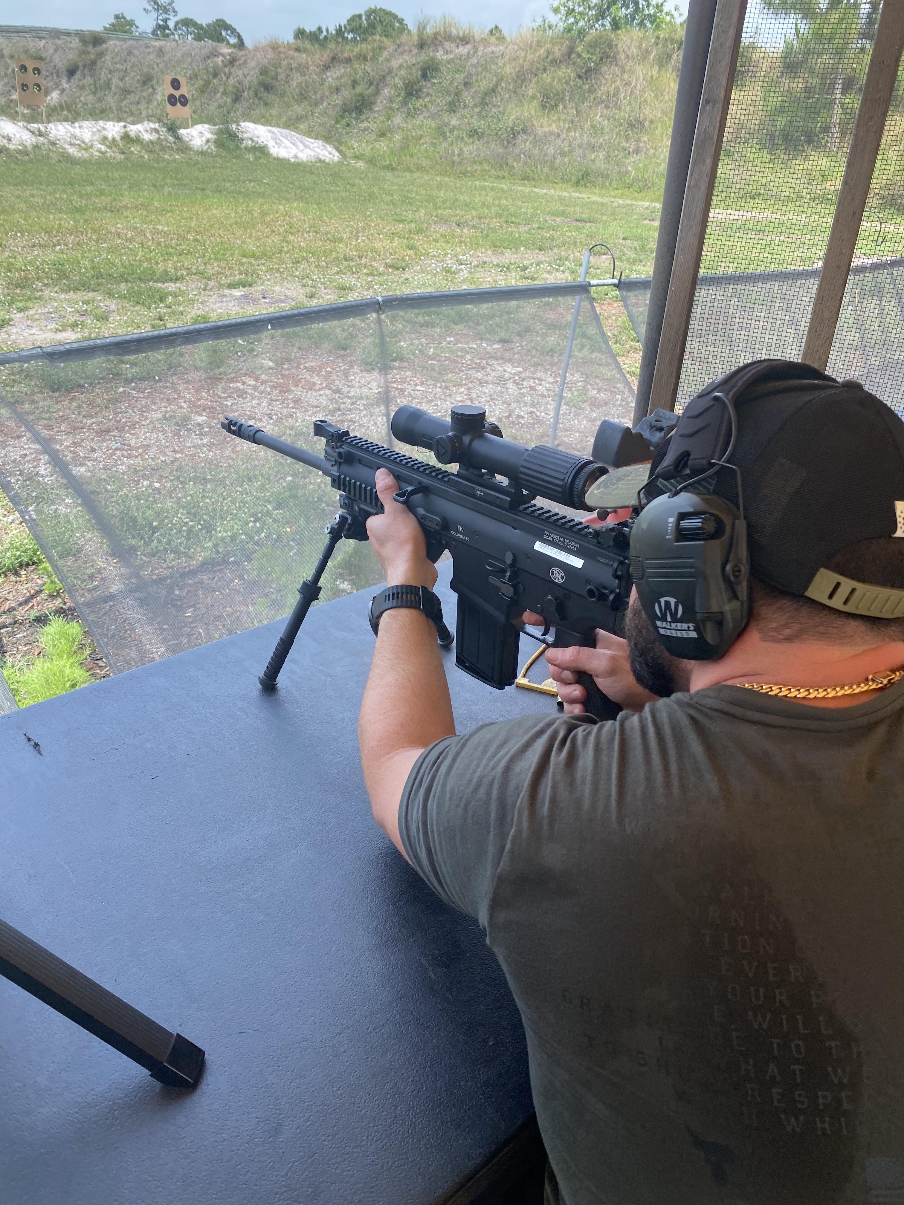 Fn scar 17s | Scrolller