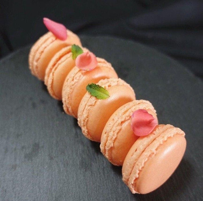 French Macaron | Scrolller