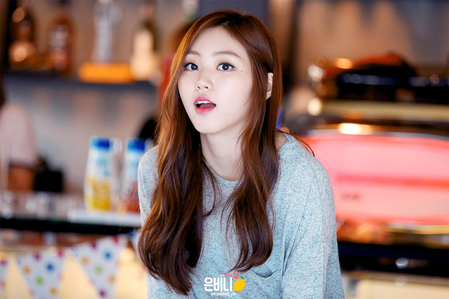 Fresh-faced Eunbin | Scrolller
