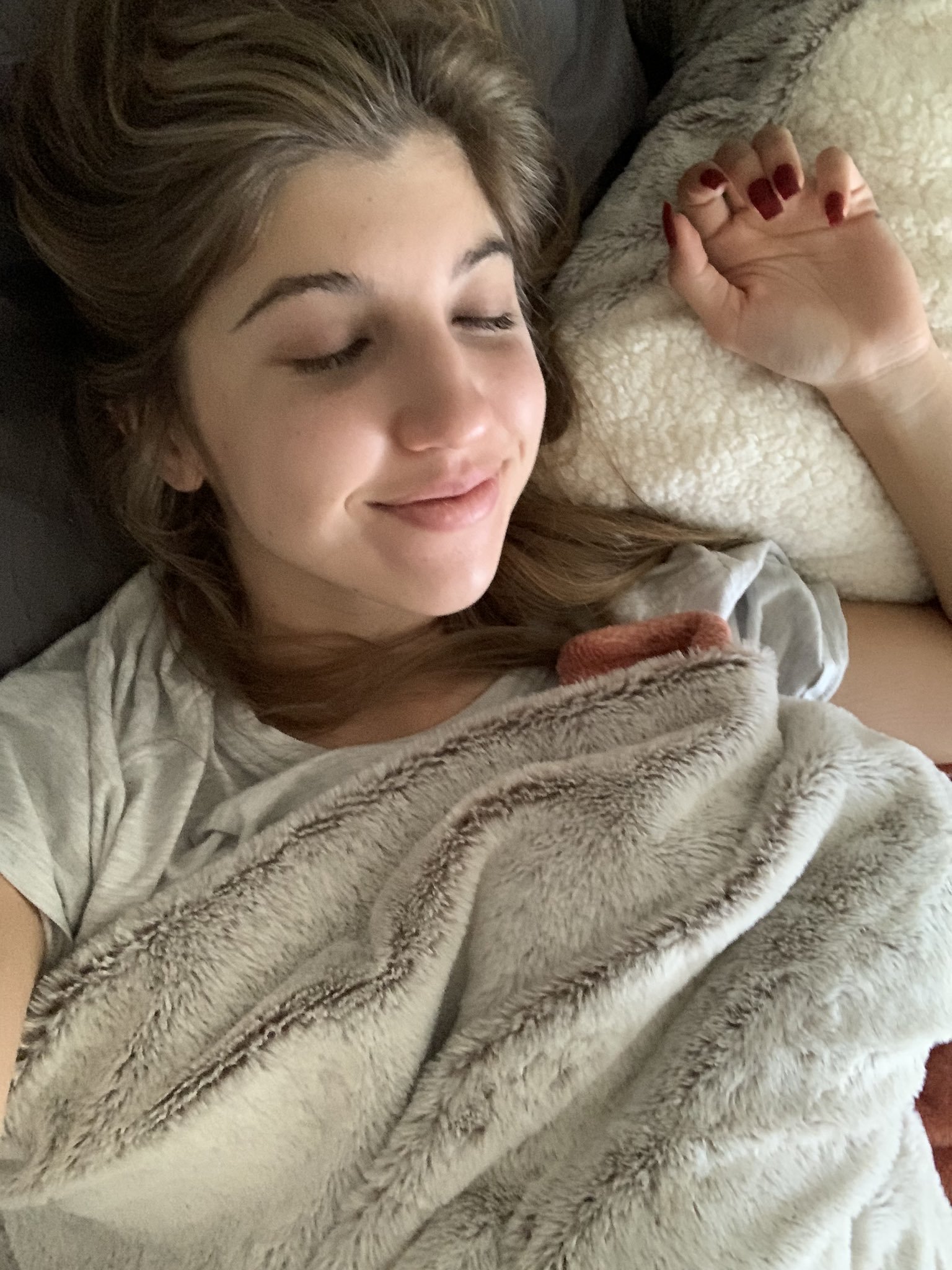 Fresh Faced Frivvi - Good Morning pic 1 | Scrolller