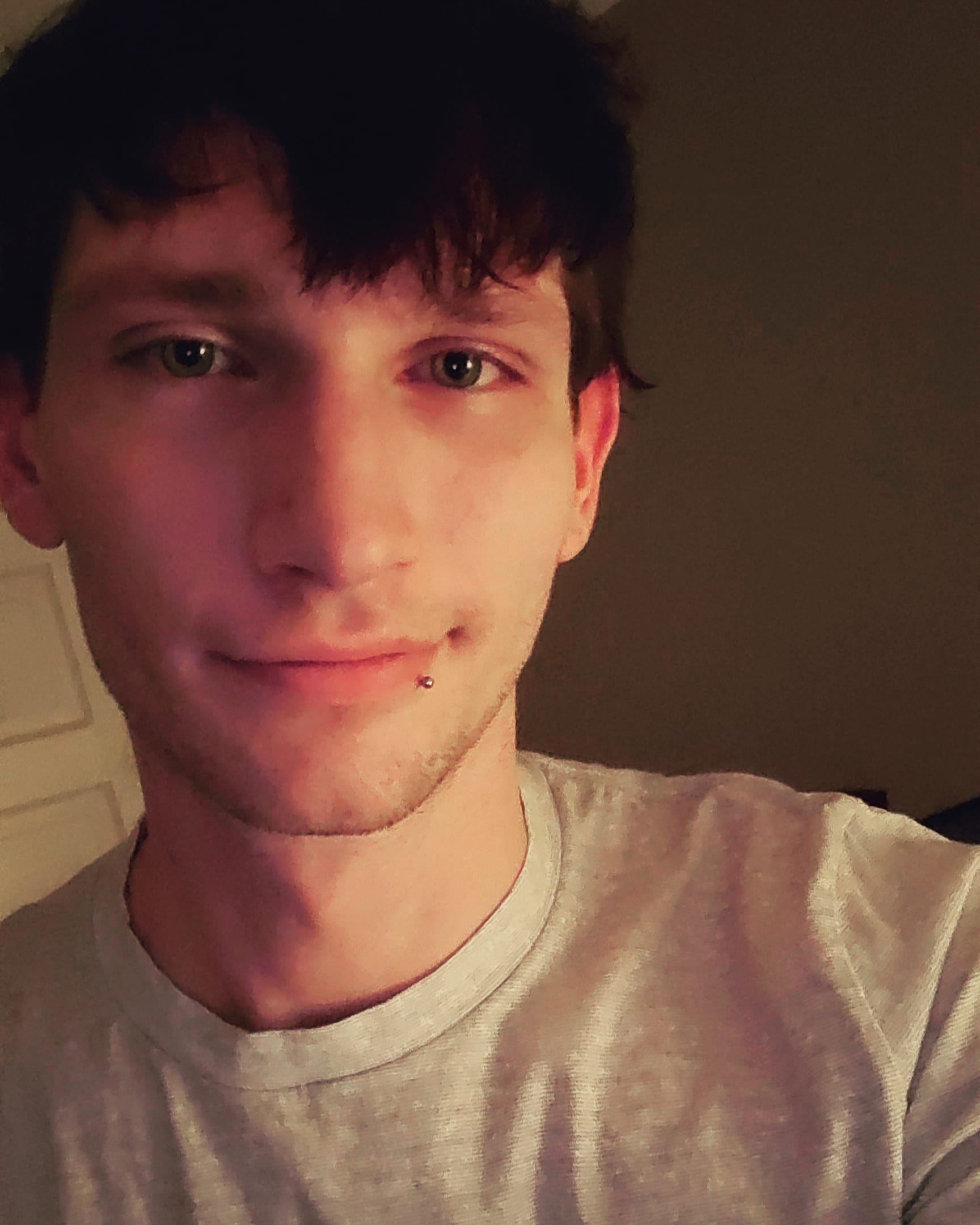 Fresh from the shower 🚿 | Scrolller