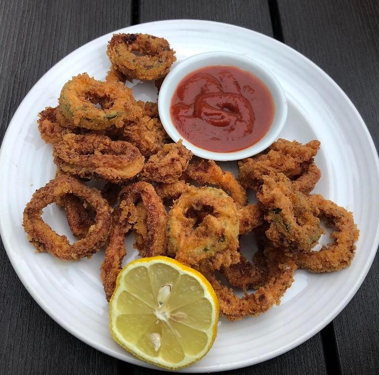 Fried Calamari | Scrolller