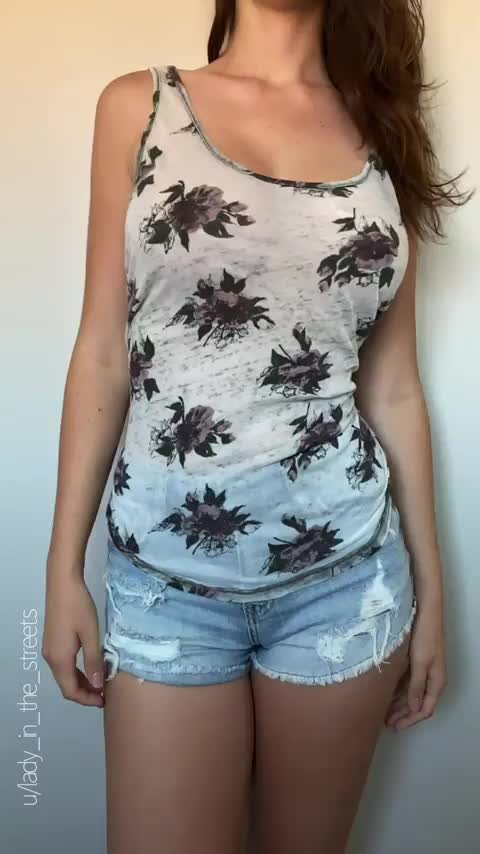 Full video, full speed | Scrolller