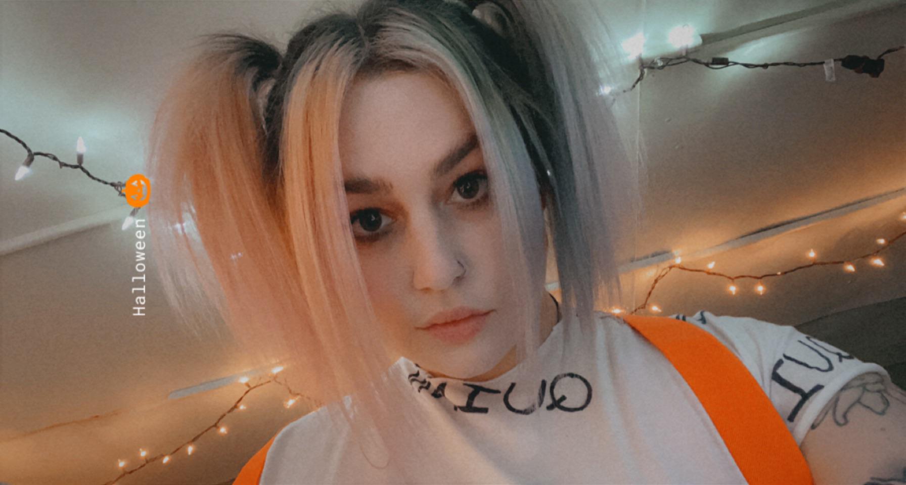 fully clothed but still hot asf 🥵 | Scrolller