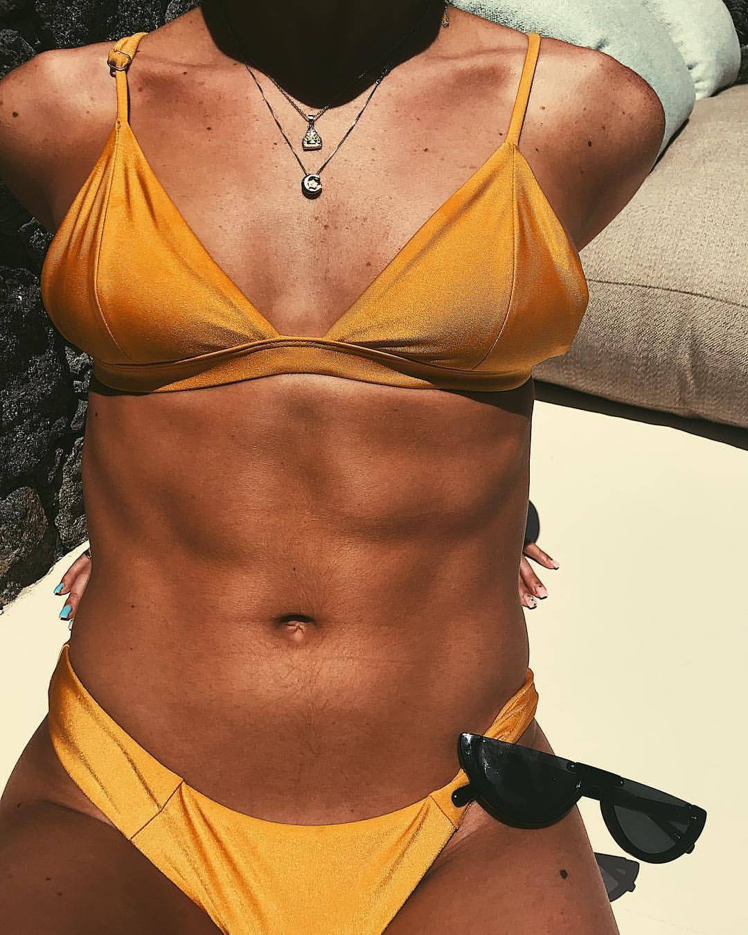 Fuzzy hardbody (zoom in) | Scrolller