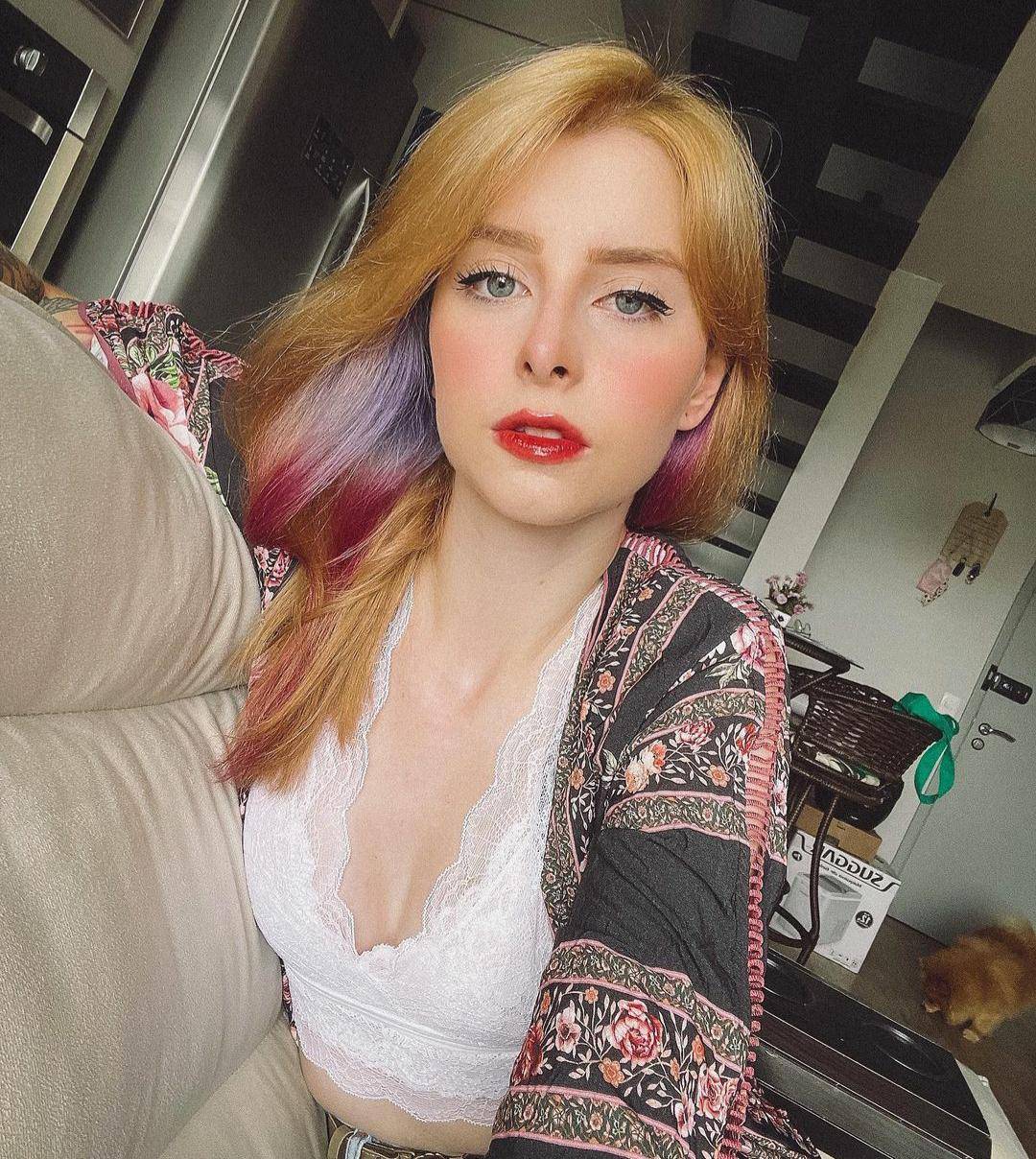 Gabi Cattuzzo | Scrolller