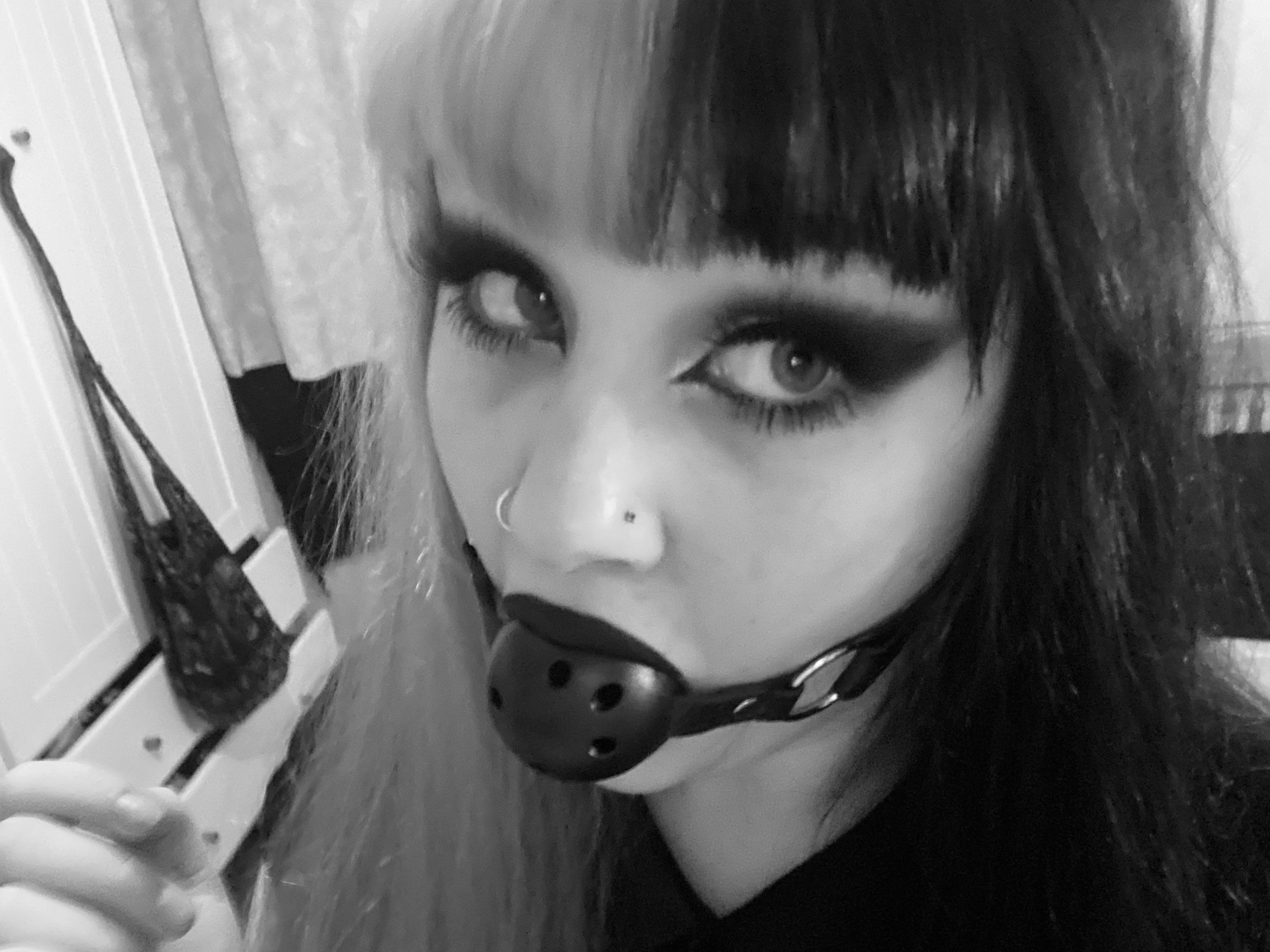 Gag me😈 | Scrolller