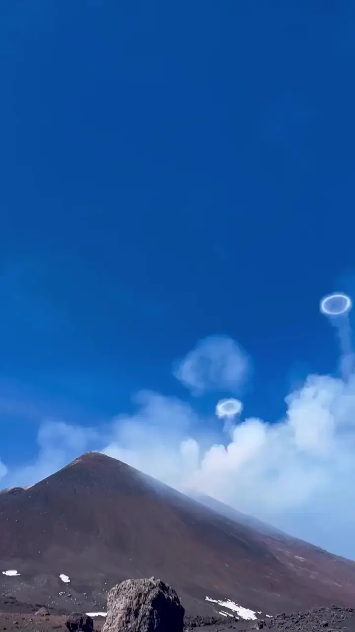 Gandalf on Mount Doom | Scrolller