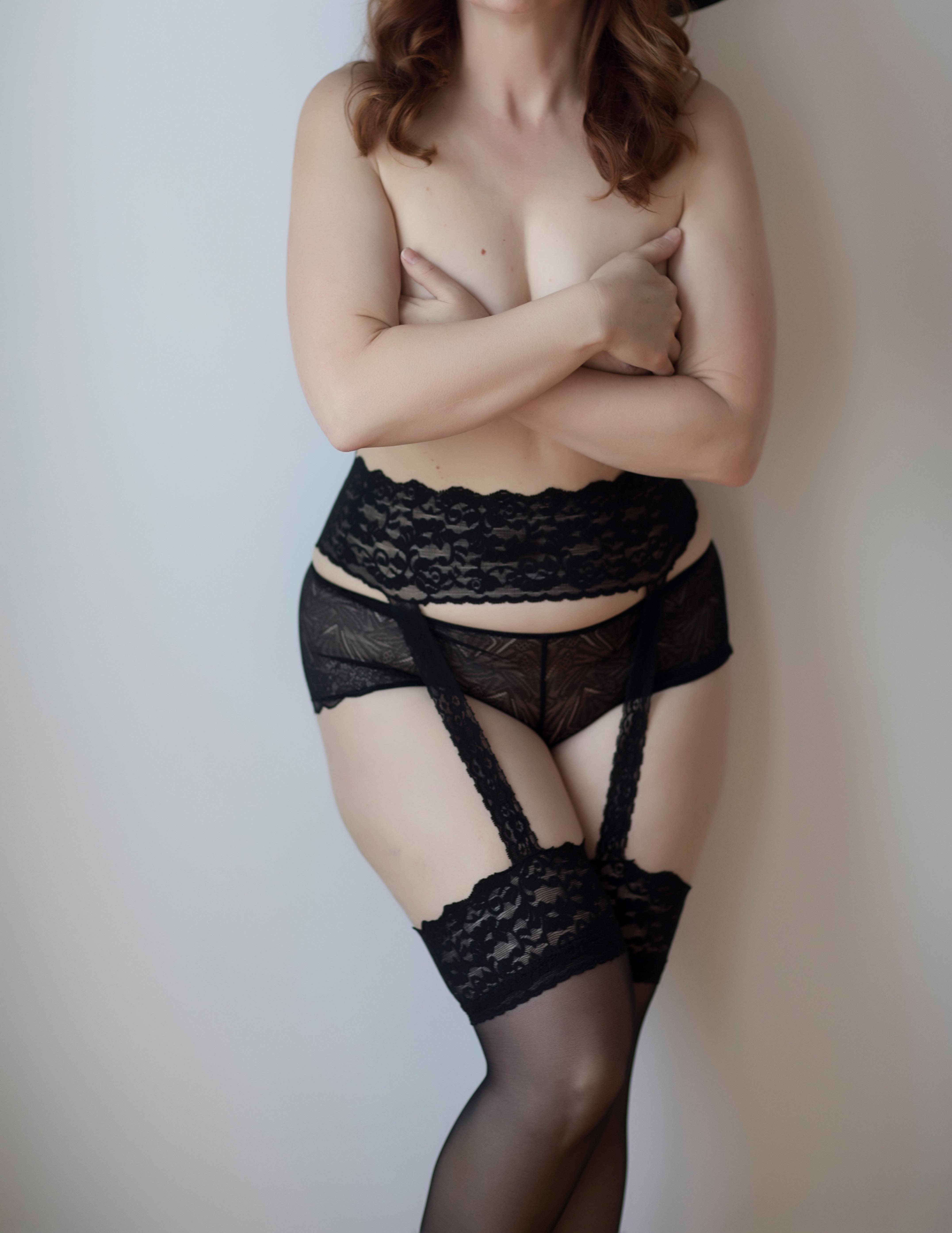 Garter belt for bbb | Scrolller