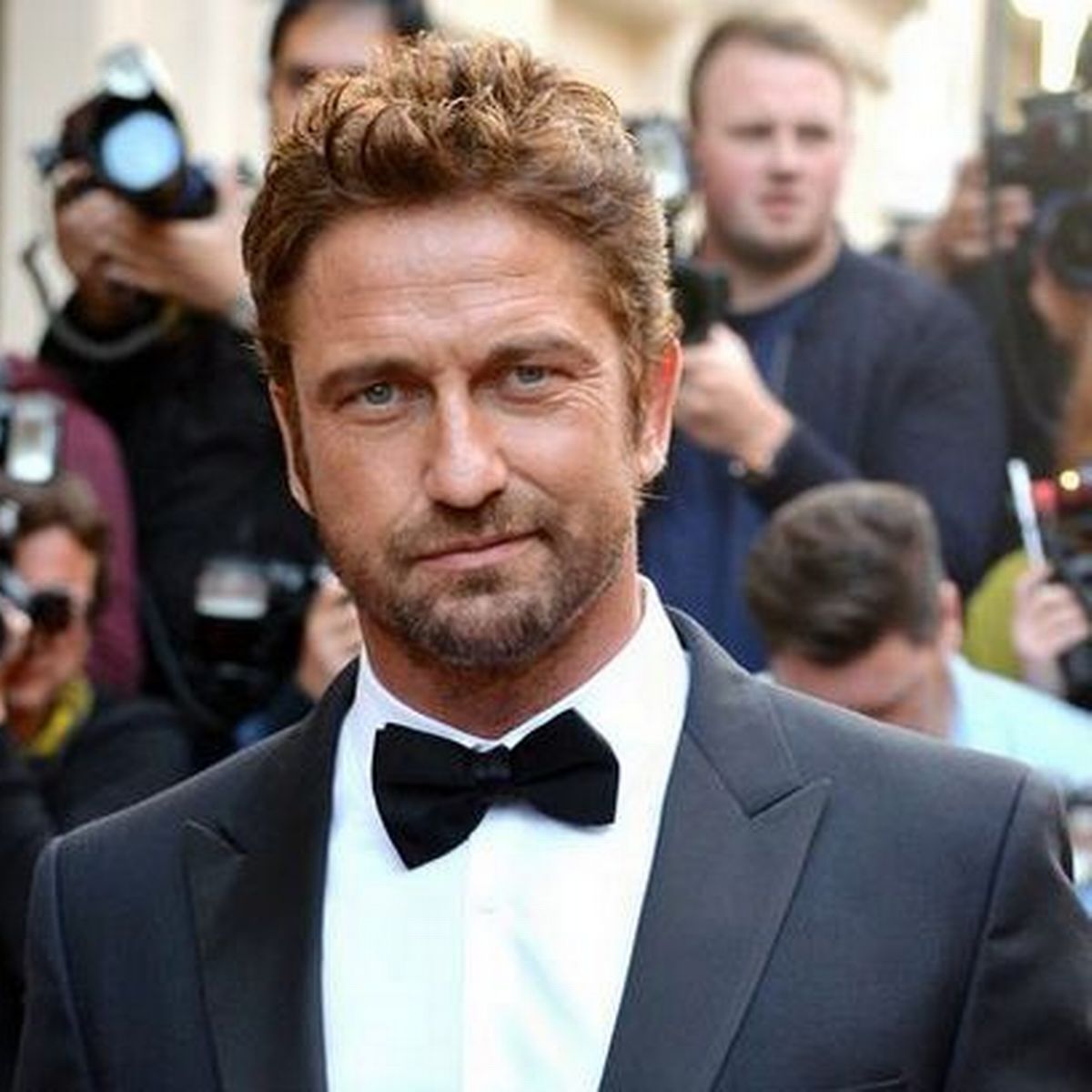 Gerard Butler | Scrolller