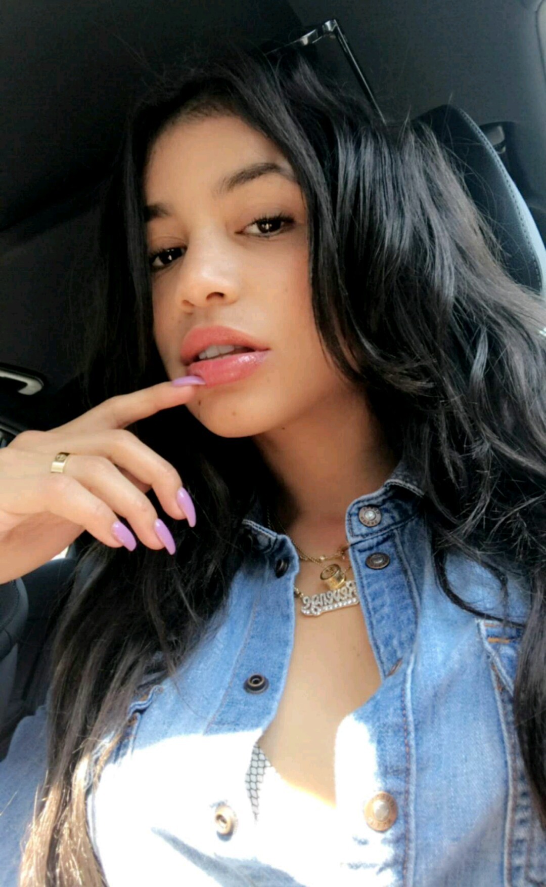 Get her MEGA folder in comments 🔥🔥🔥 | Scrolller