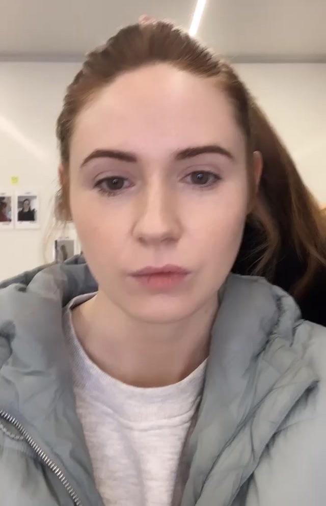 Getting her hair done | Scrolller