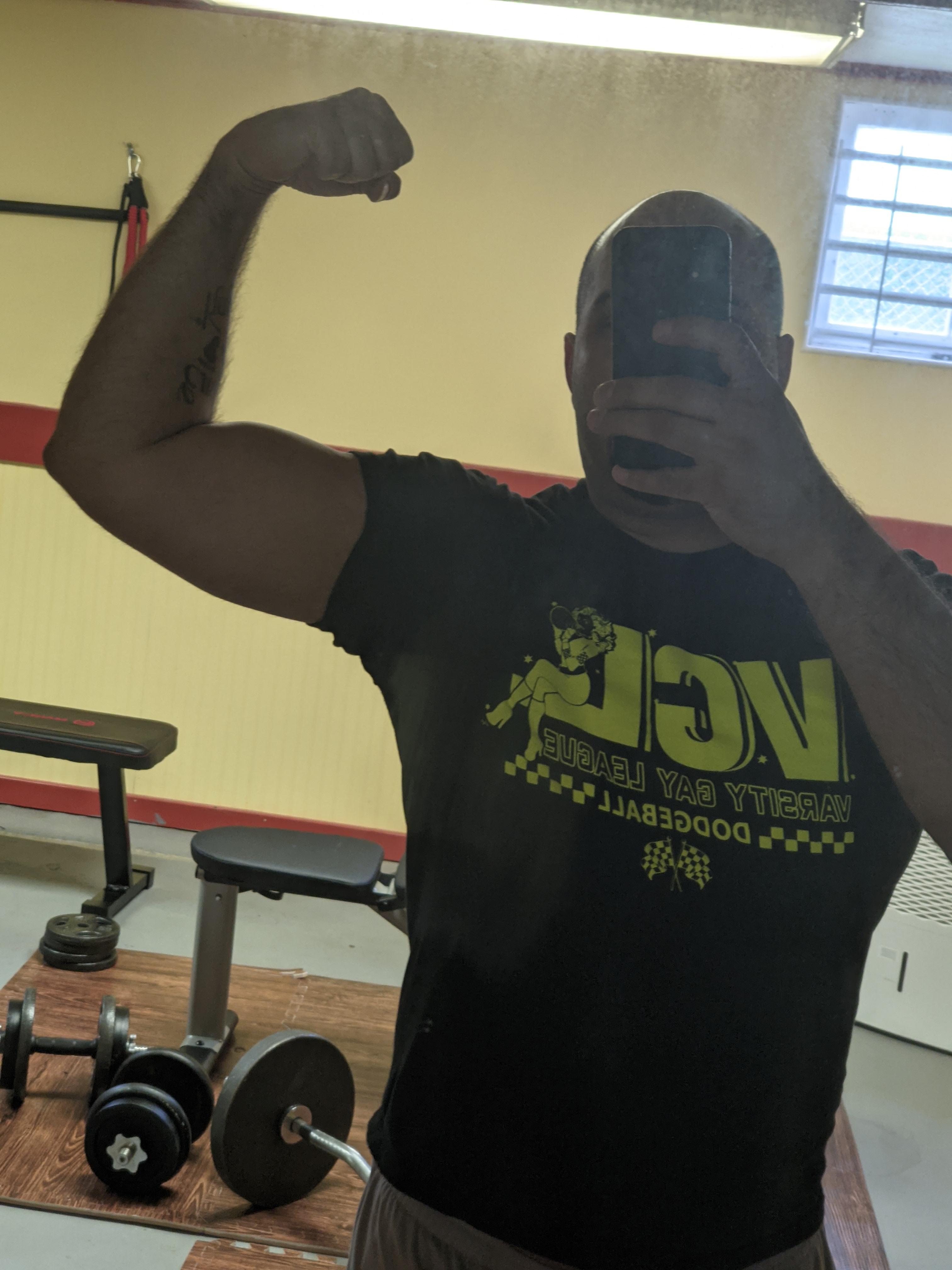 Getting that pump | Scrolller