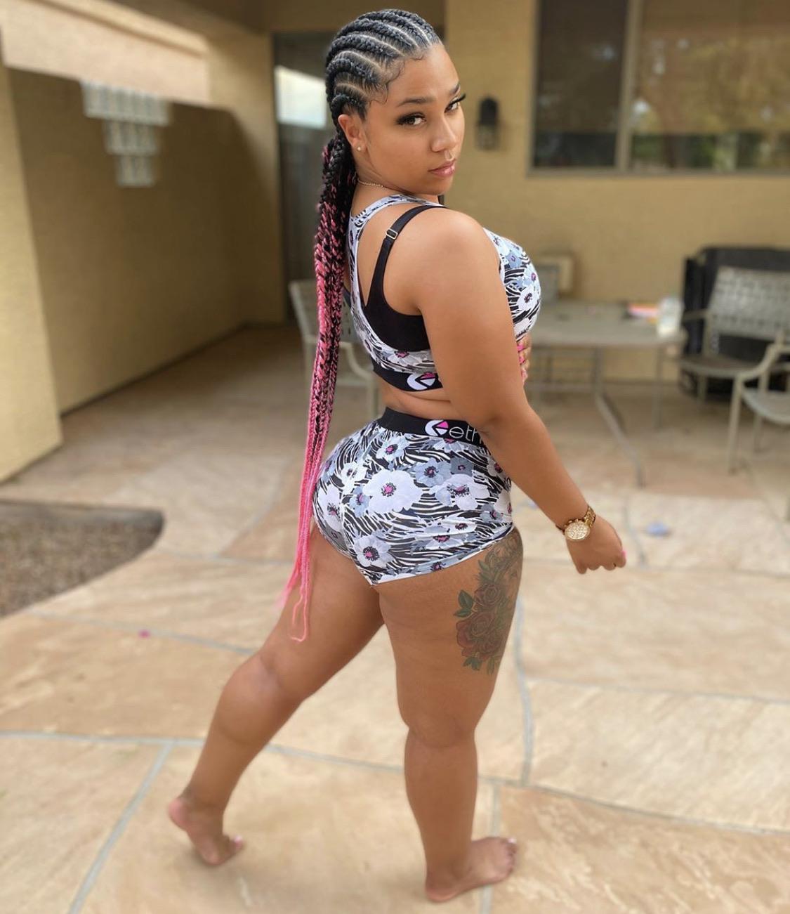 Getting thicker | Scrolller