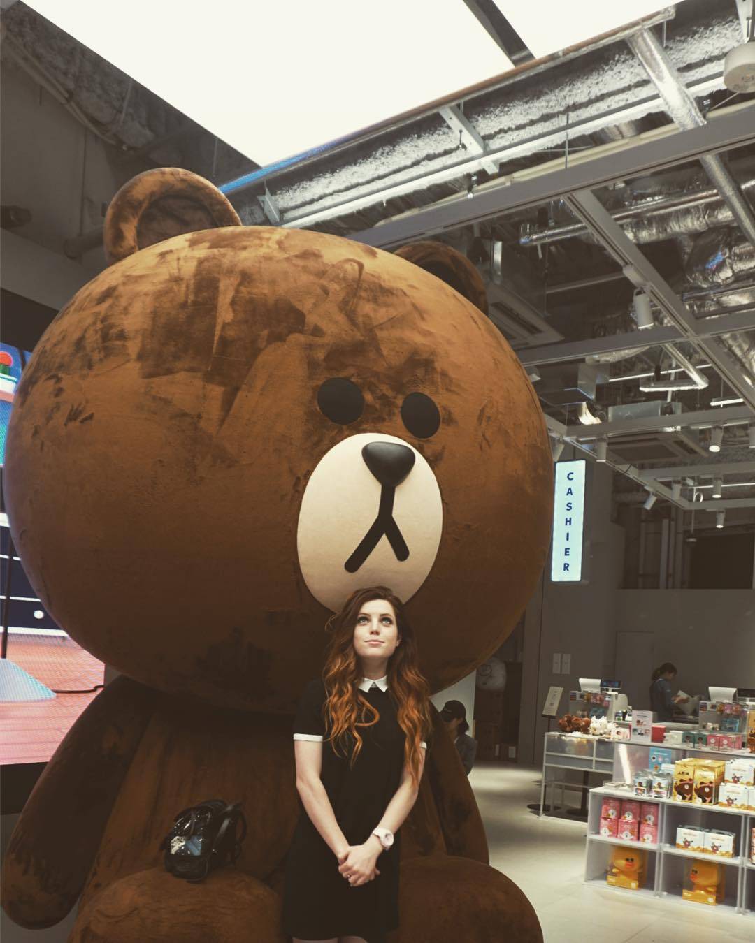 Giant...Teddy bear? | Scrolller